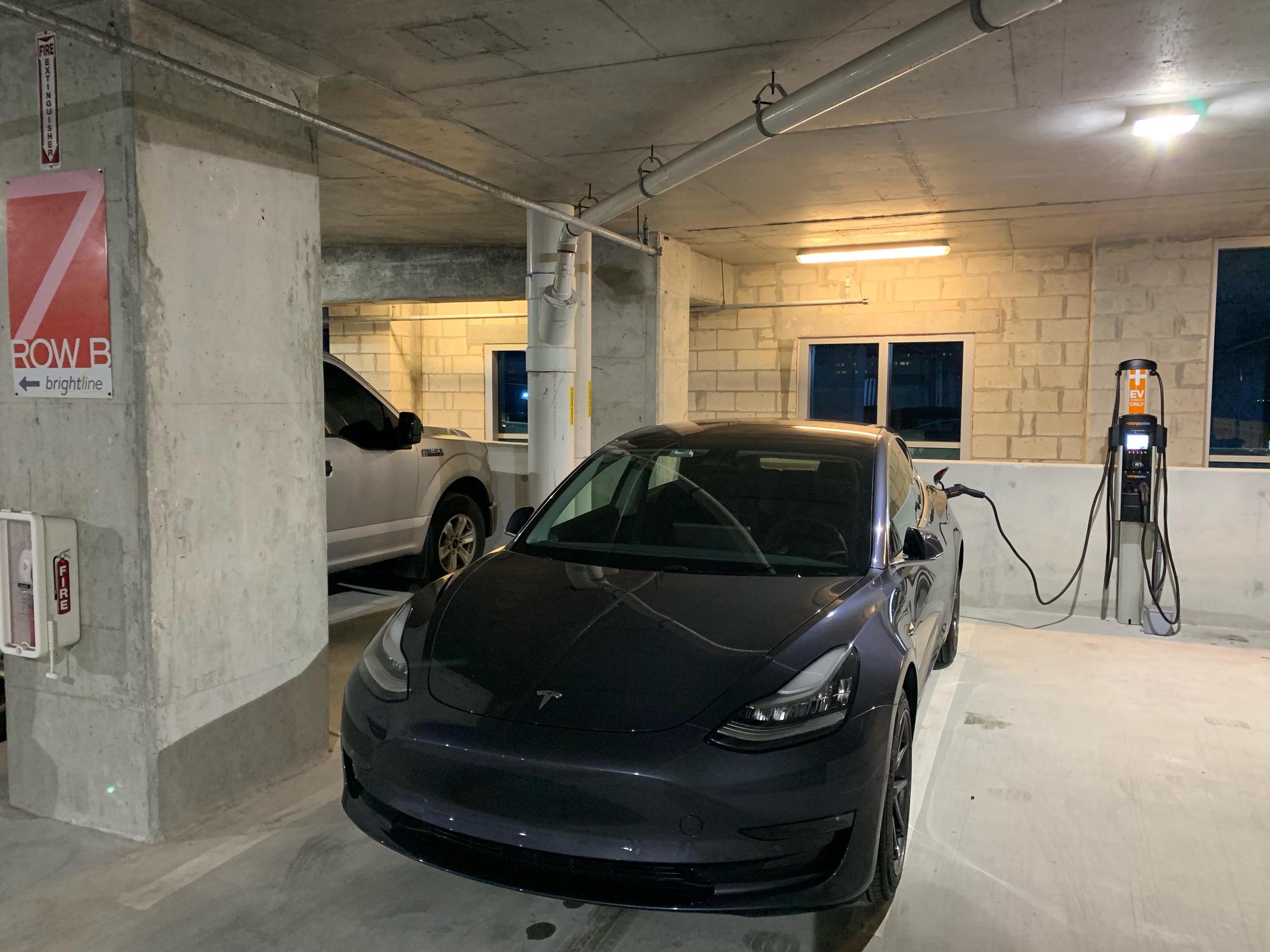 Brightline West Palm Beach Parking Garage | West Palm Beach, FL | EV ...
