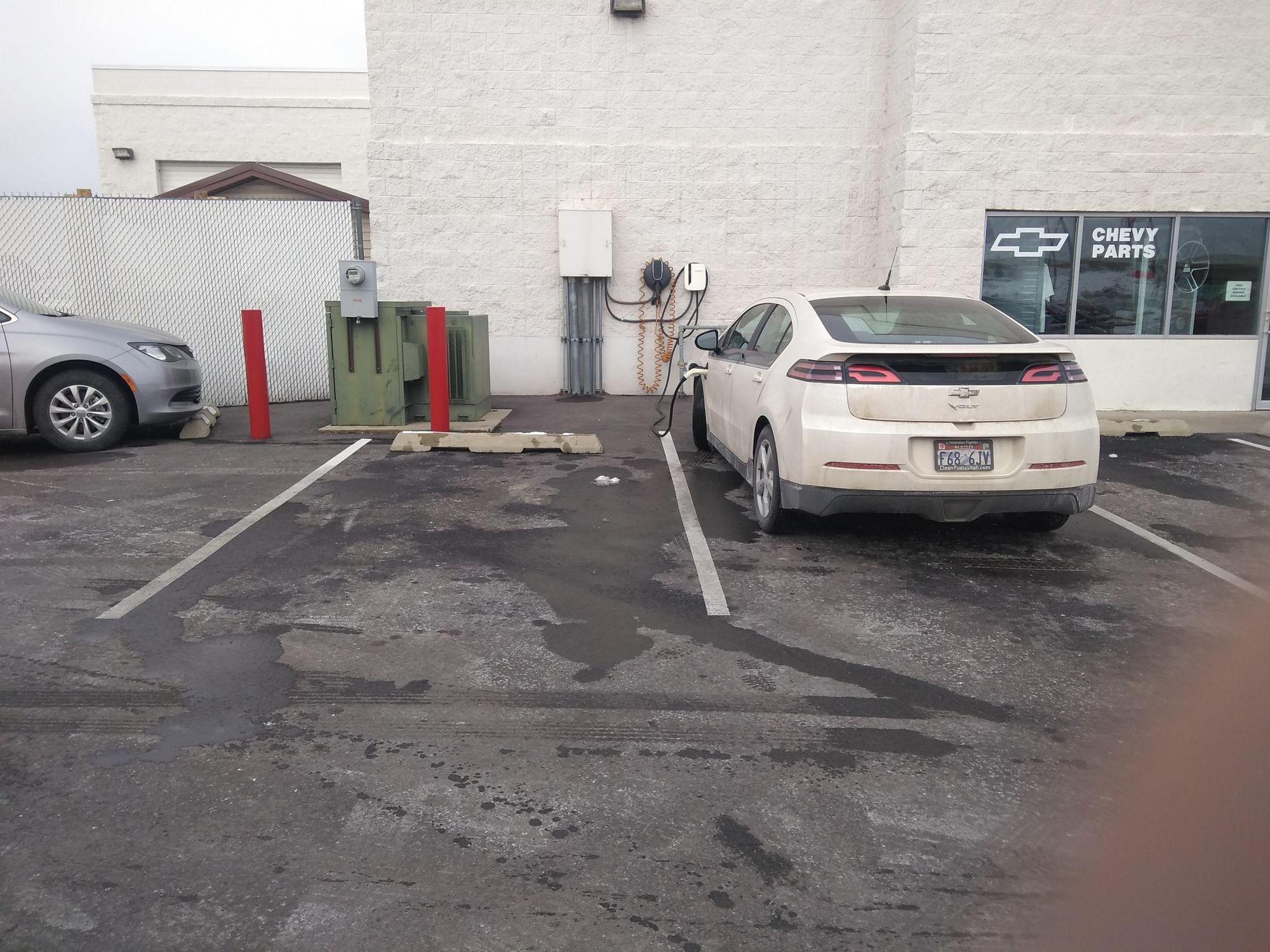 Doug Smith Chevrolet | Spanish Fork, UT | EV Station