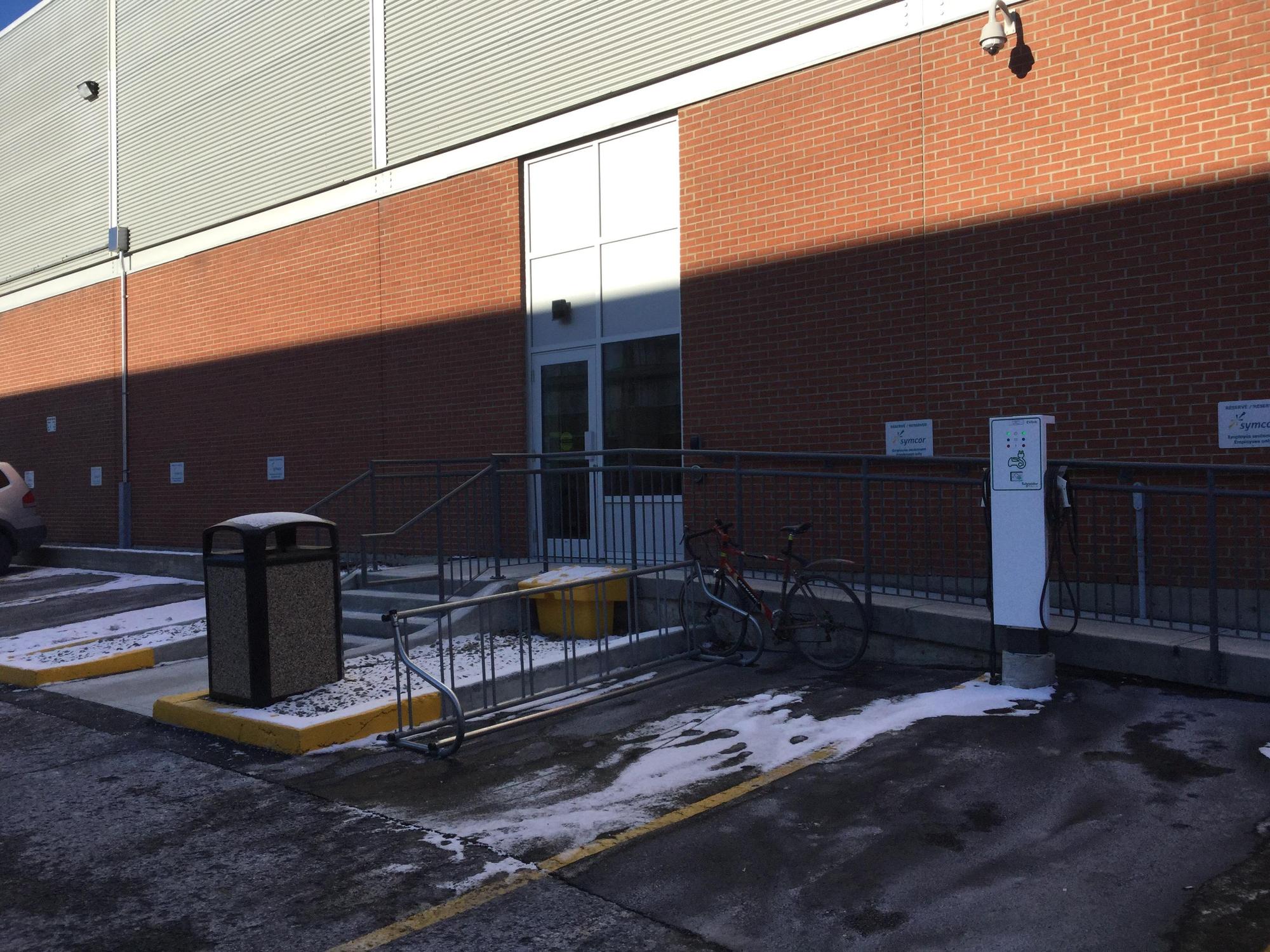 Symcor | Montréal, QC | EV Station