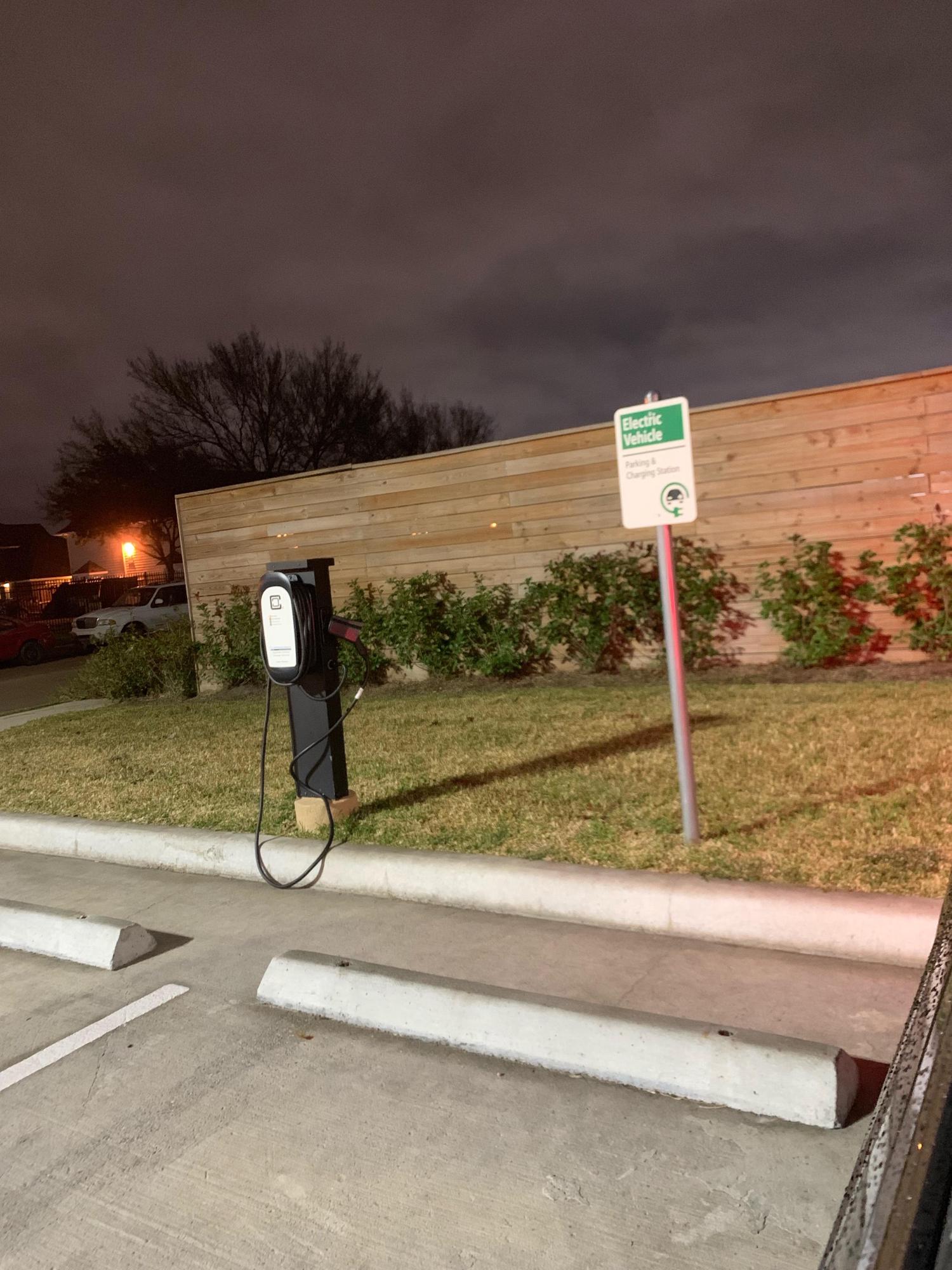 ReLux at WestChase | Houston, TX | EV Station