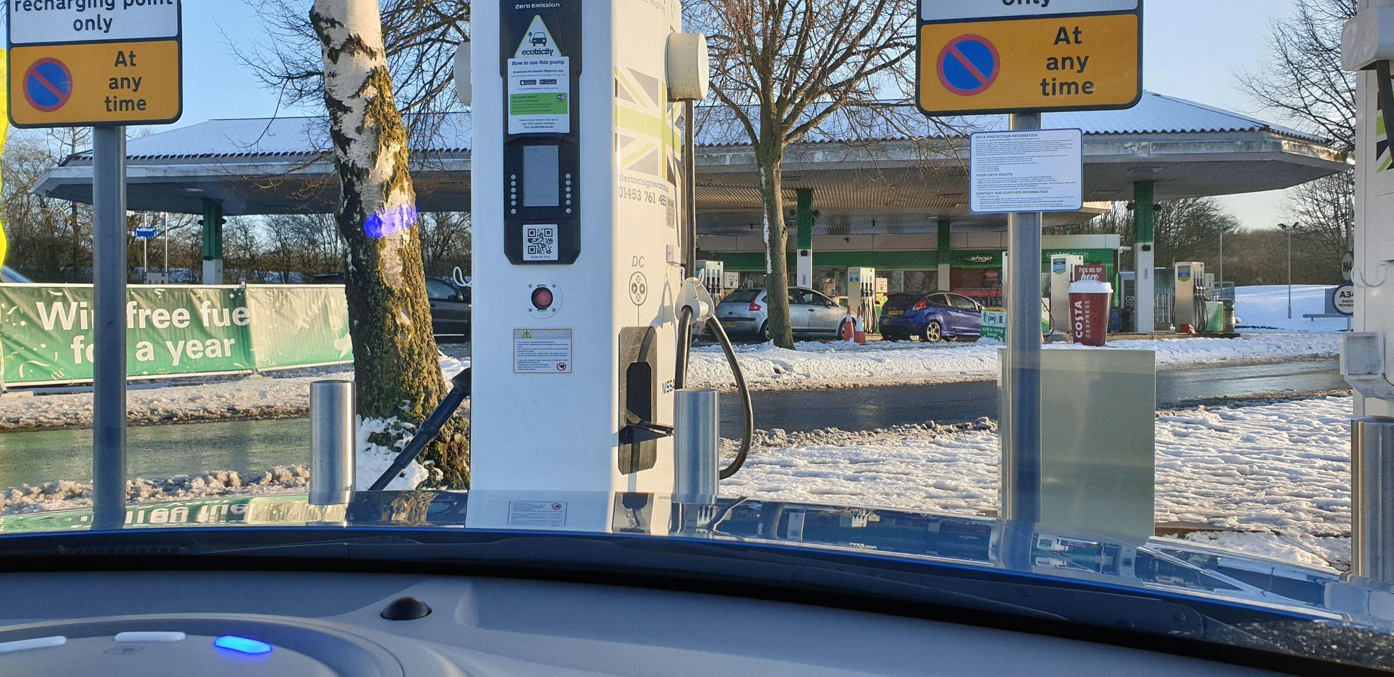 Chieveley Services M4/A34 | Moto Services, M4/A34 Motorway Jct 13 ...