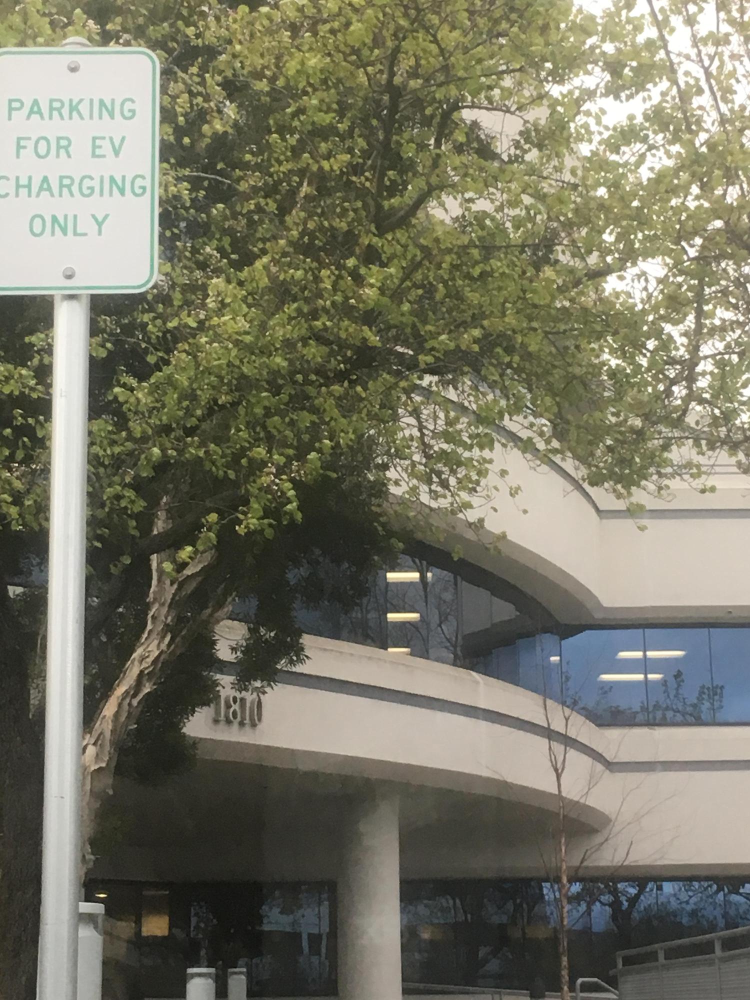 1810 Gateway Drive | San Mateo, CA | EV Station