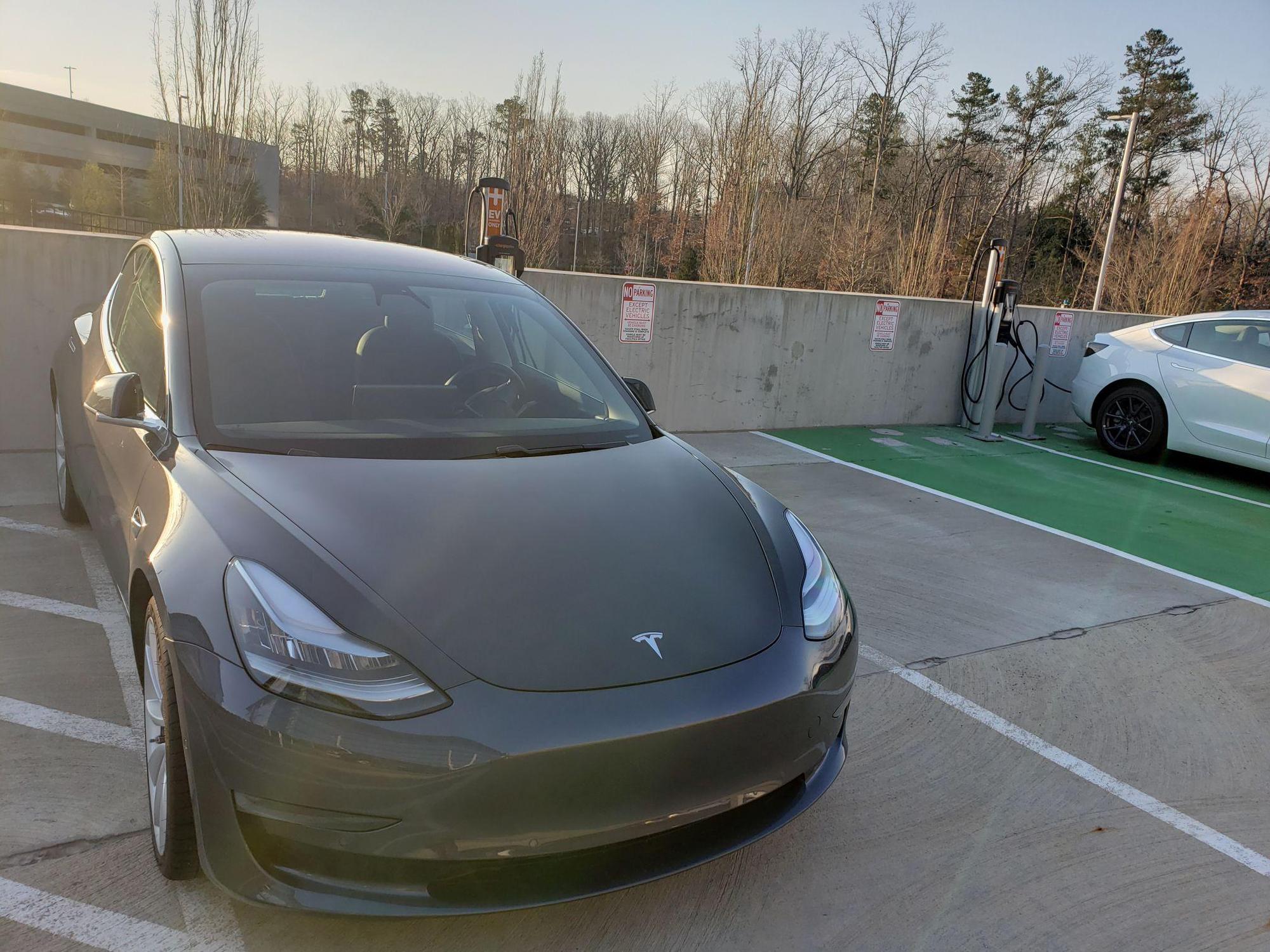 MetLife - Met 1 Parking | Cary, NC | EV Station