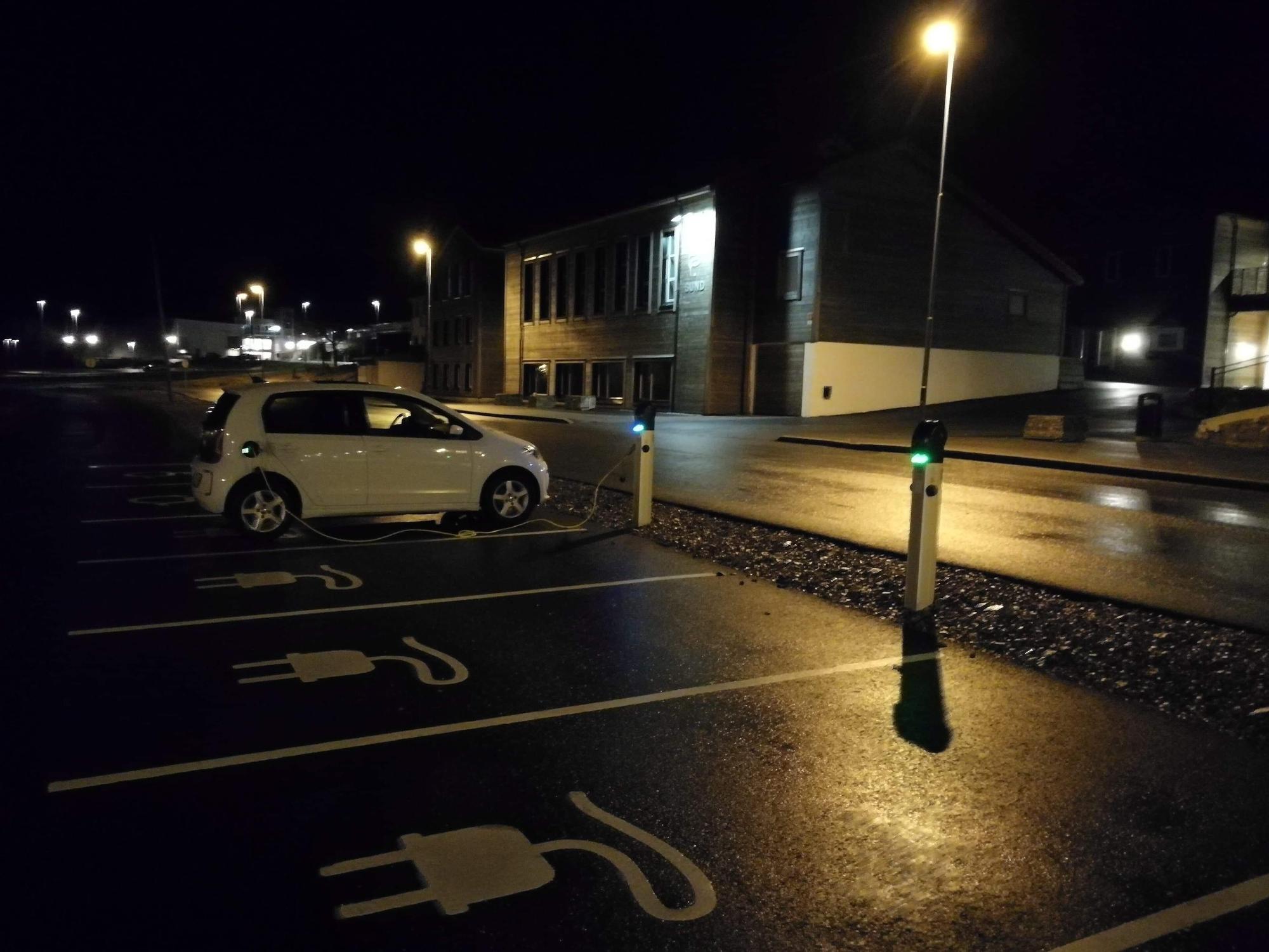 Stranda skule | Tveitane, 5379 Steinsland, Norge | EV Station