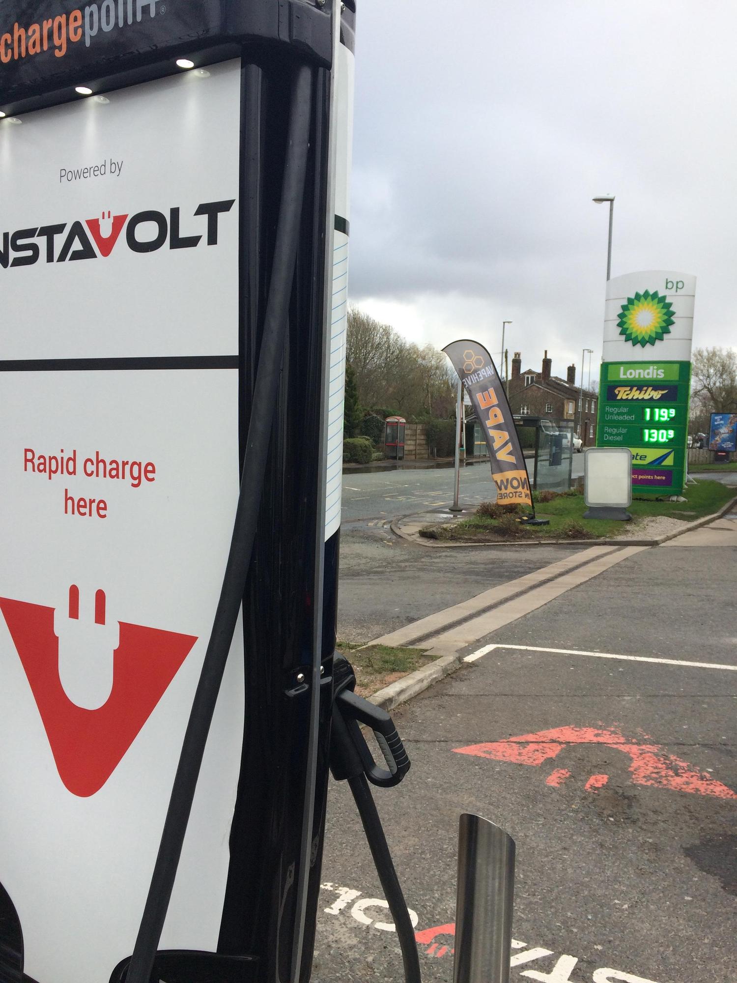 Hopwood Service Station | Middleton, England | EV Station
