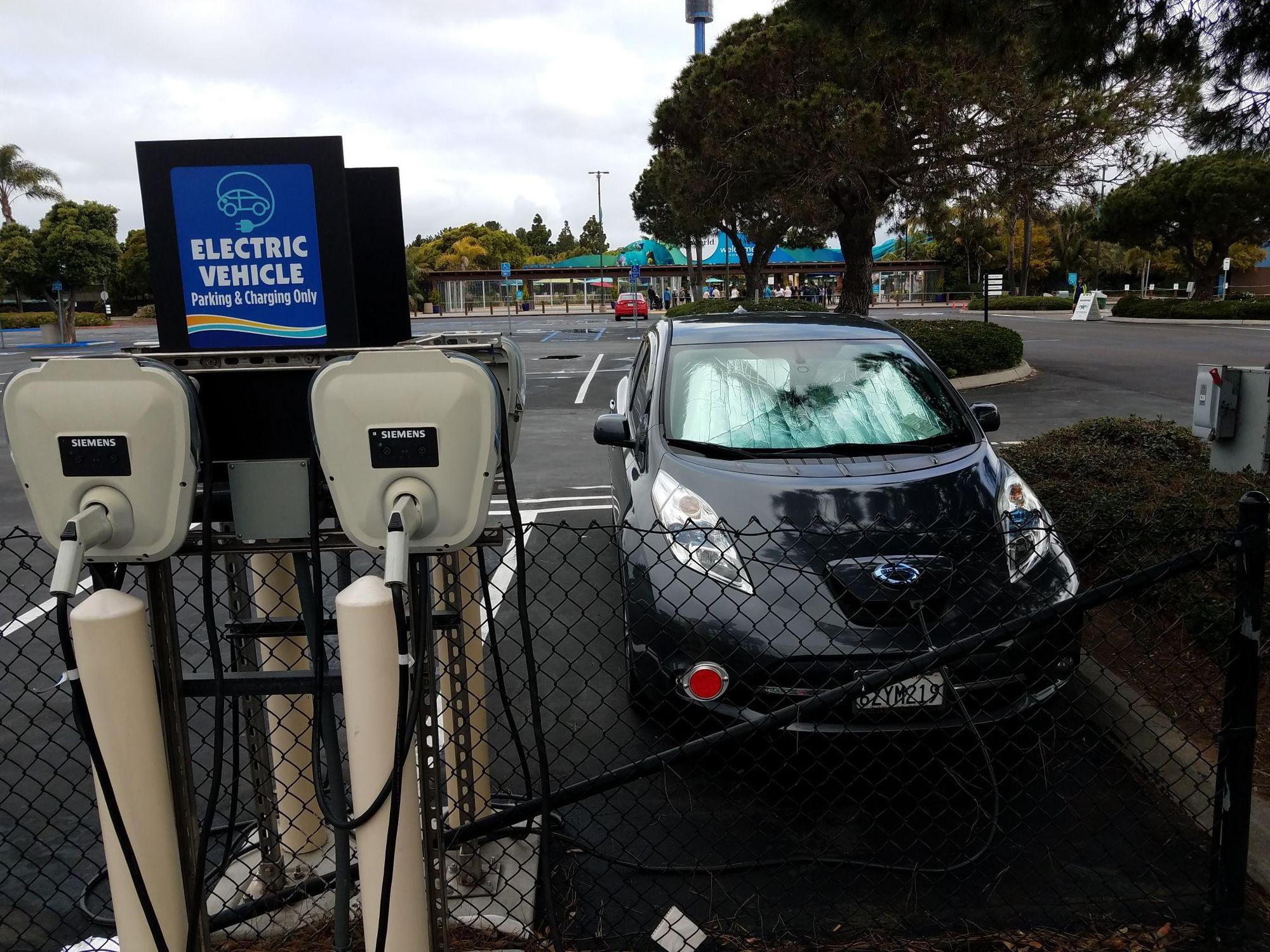 Sea World San Diego | San Diego, CA | EV Station