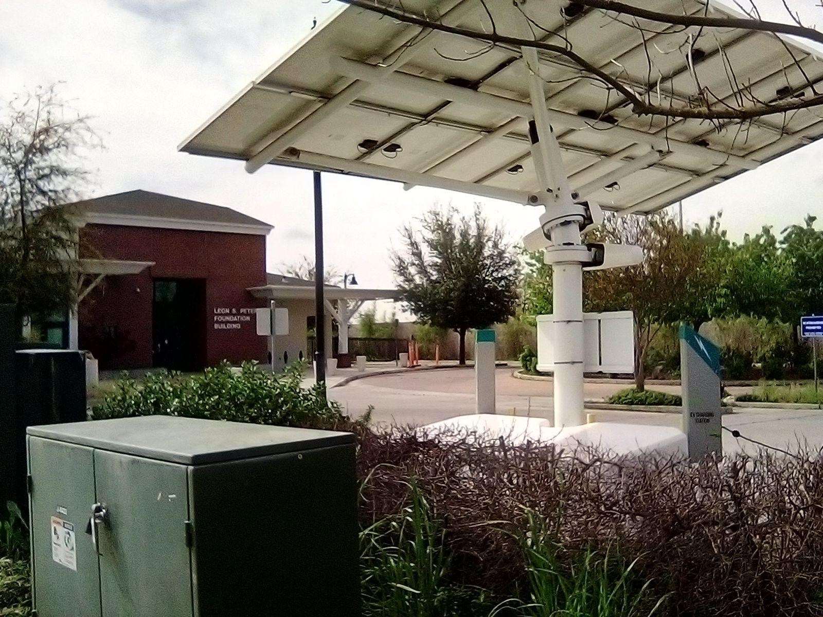 Fresno County Library | Fowler, CA | EV Station