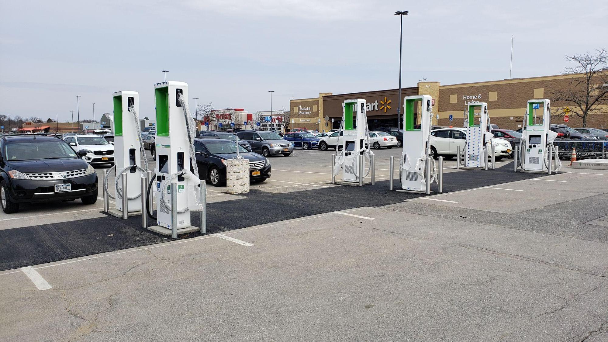 Walmart Supercenter Albany | Albany, NY | EV Station