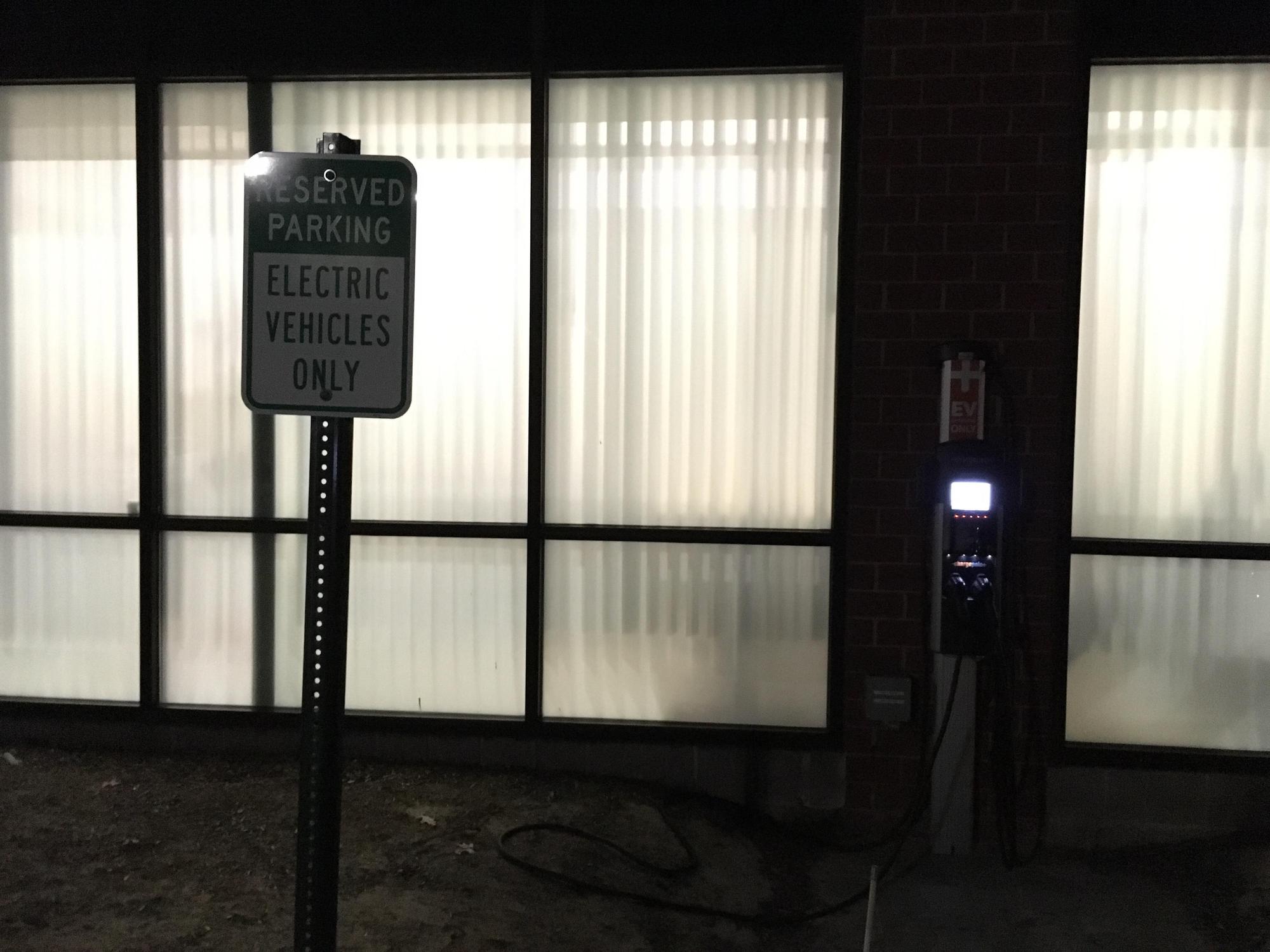 Amazon Robotics | North Reading, MA | EV Station
