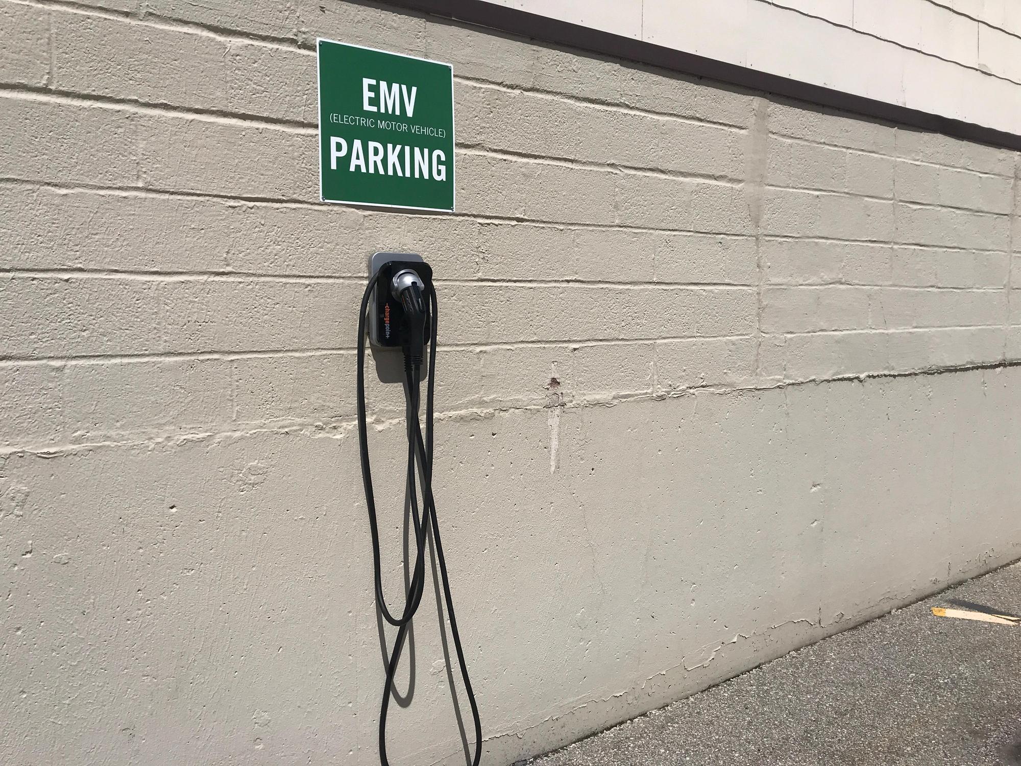 Lifetime Products (Freeport Center) | Clearfield, UT | EV Station