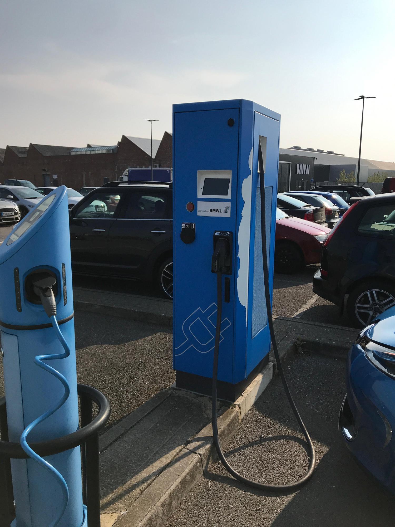 BMW Cowley - ChargeNow | Oxford, England | EV Station