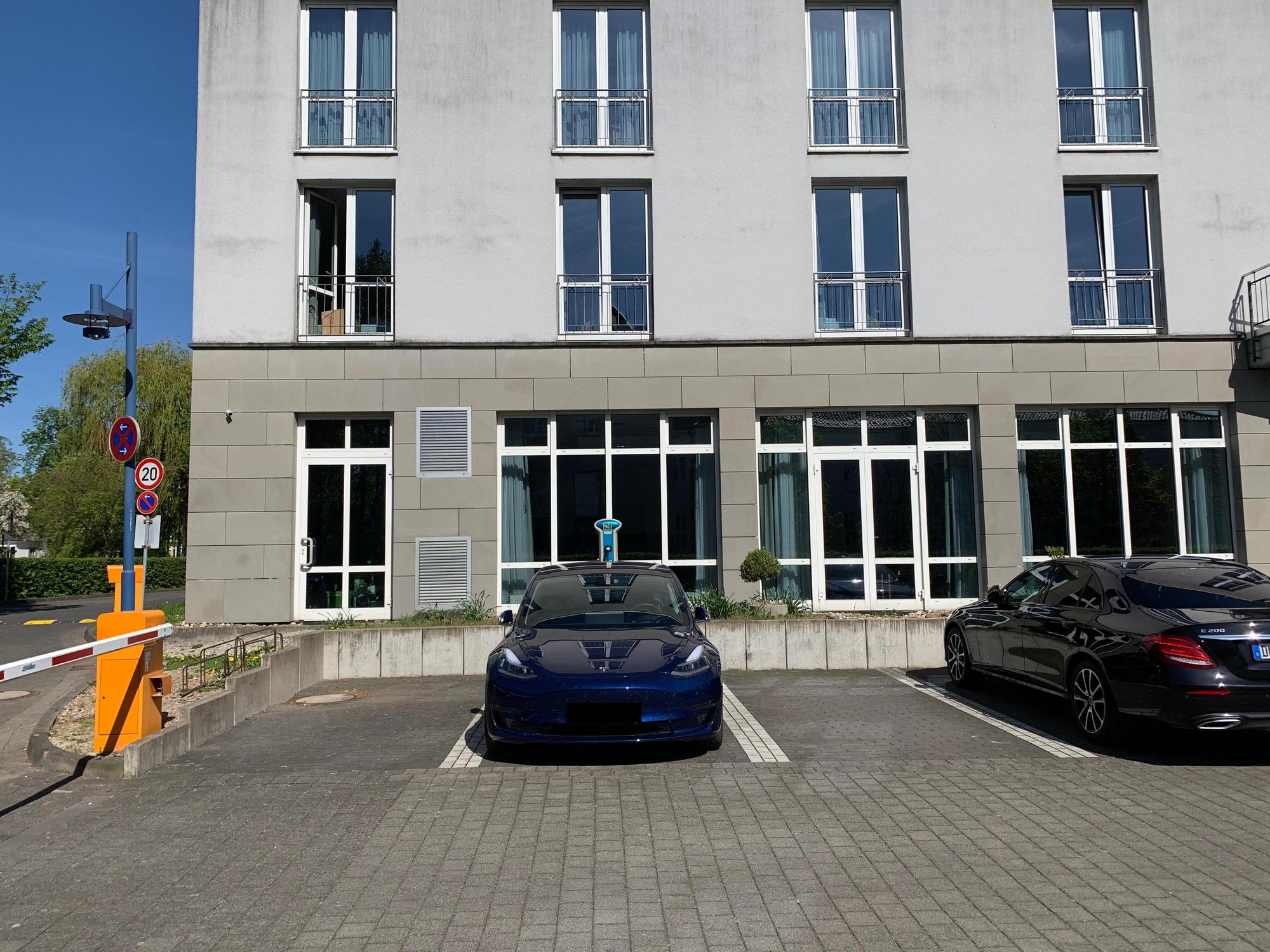 Quality Hotel | Lippstadt, NRW | EV Station