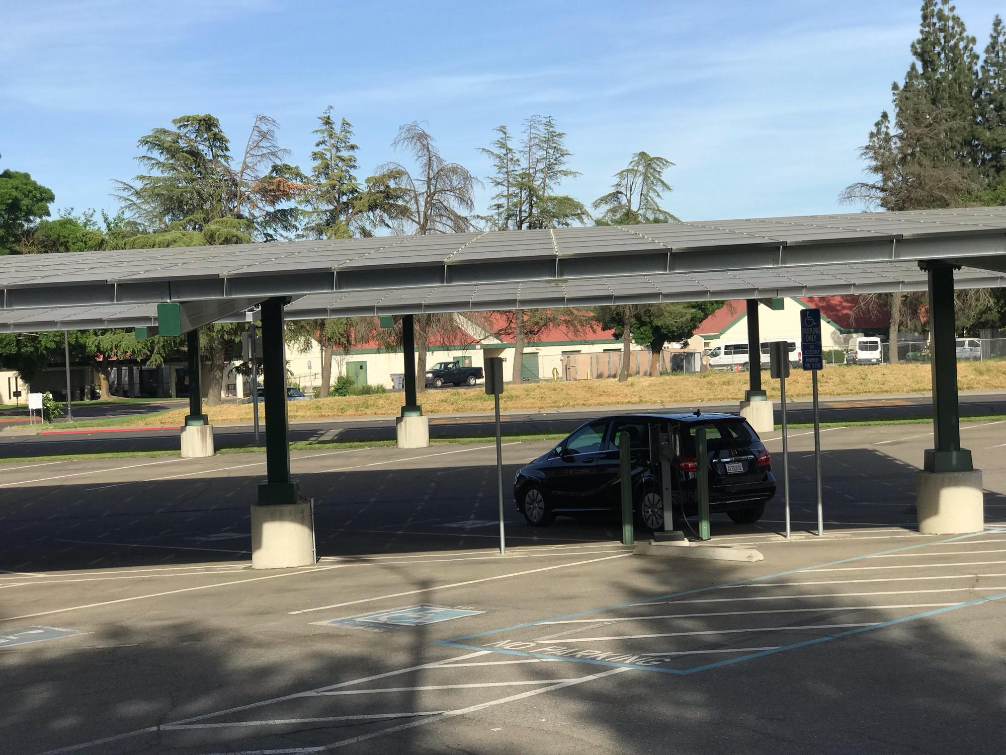 Rhoda Maxwell Elementary | Woodland, CA | EV Station