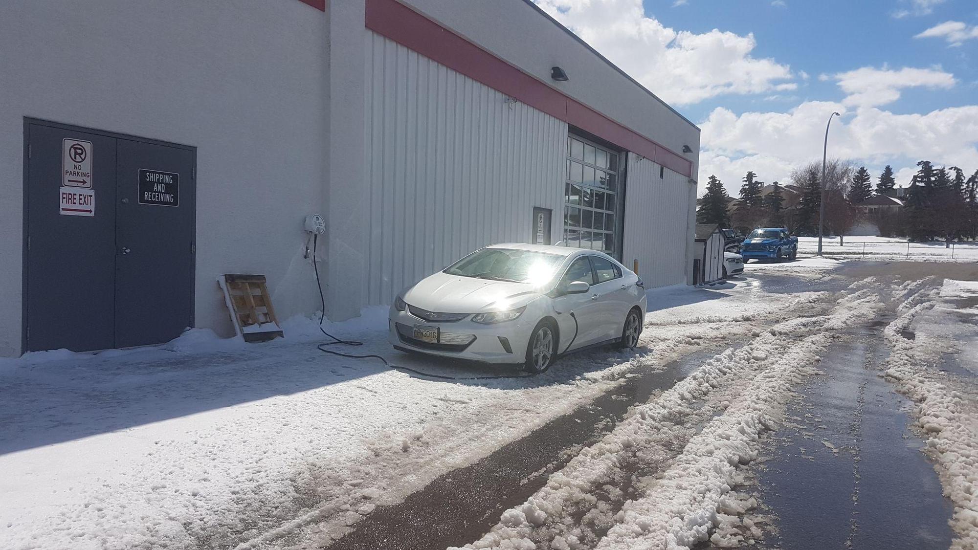 Murray Chrysler Dodge Jeep Ram | Okotoks, AB | EV Station