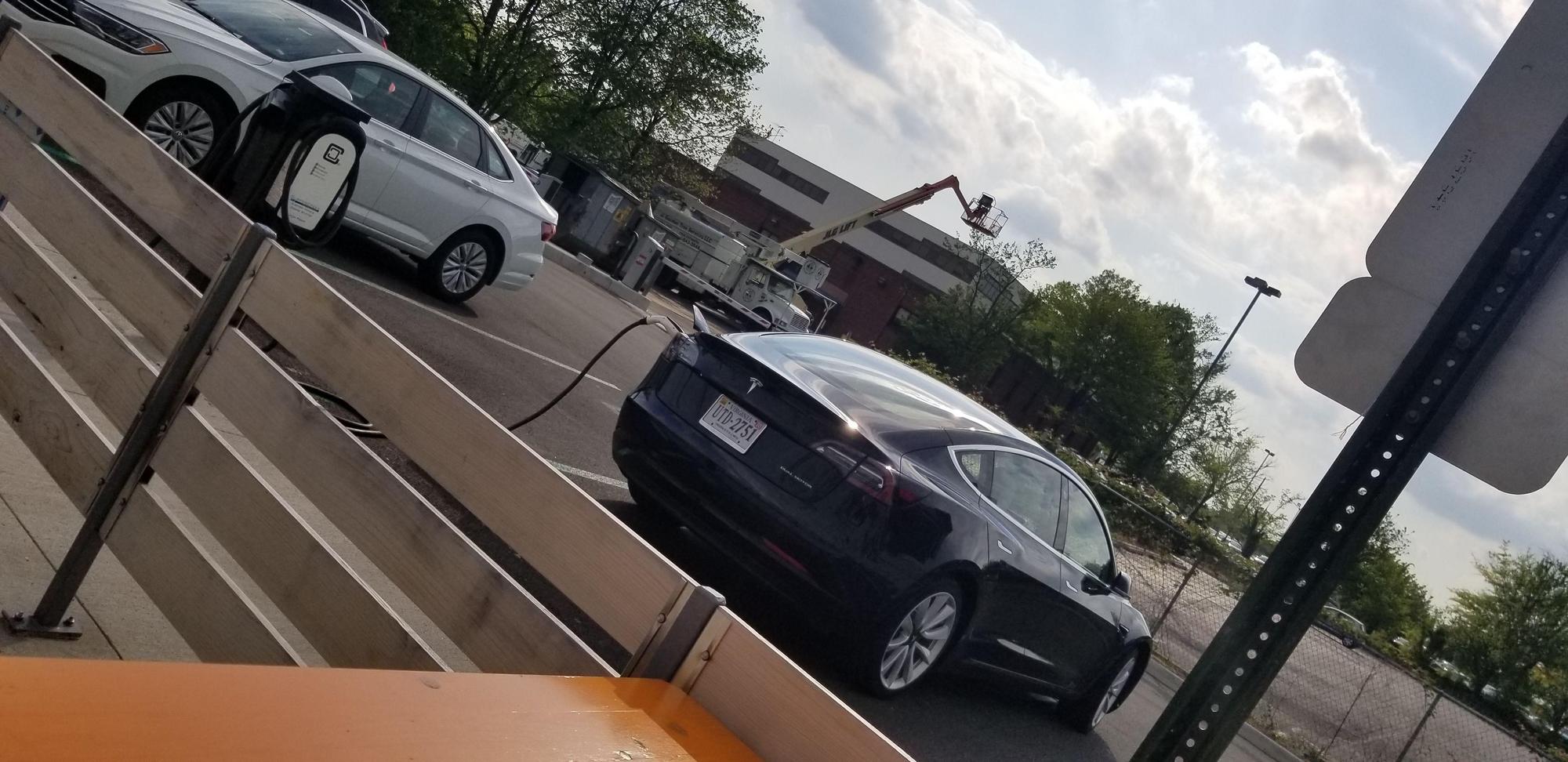 Caboose Commons Brewing | Fairfax, VA | EV Station