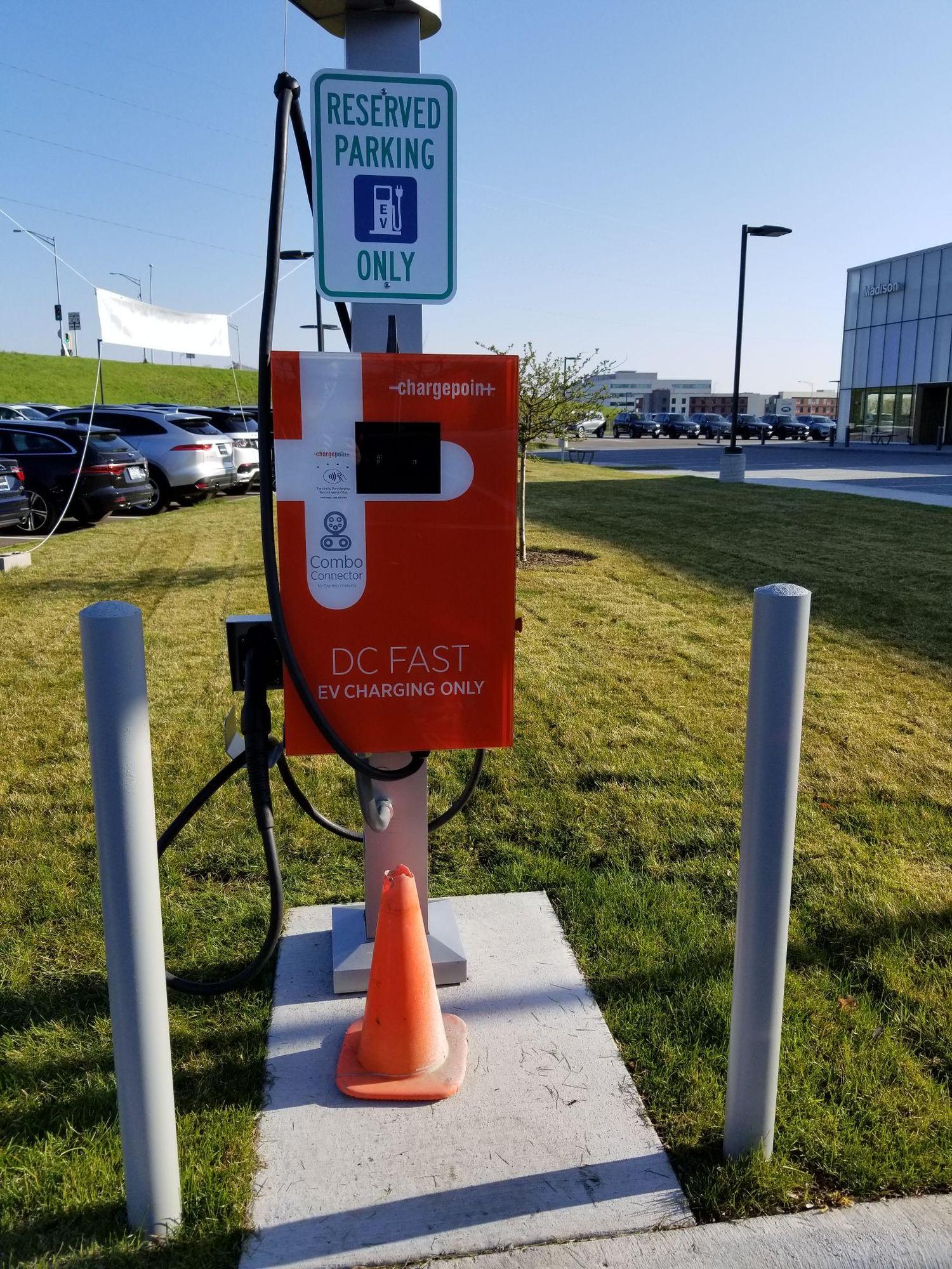 Fields Jaguar Land Rover Volvo Madison | Madison, WI | EV Station