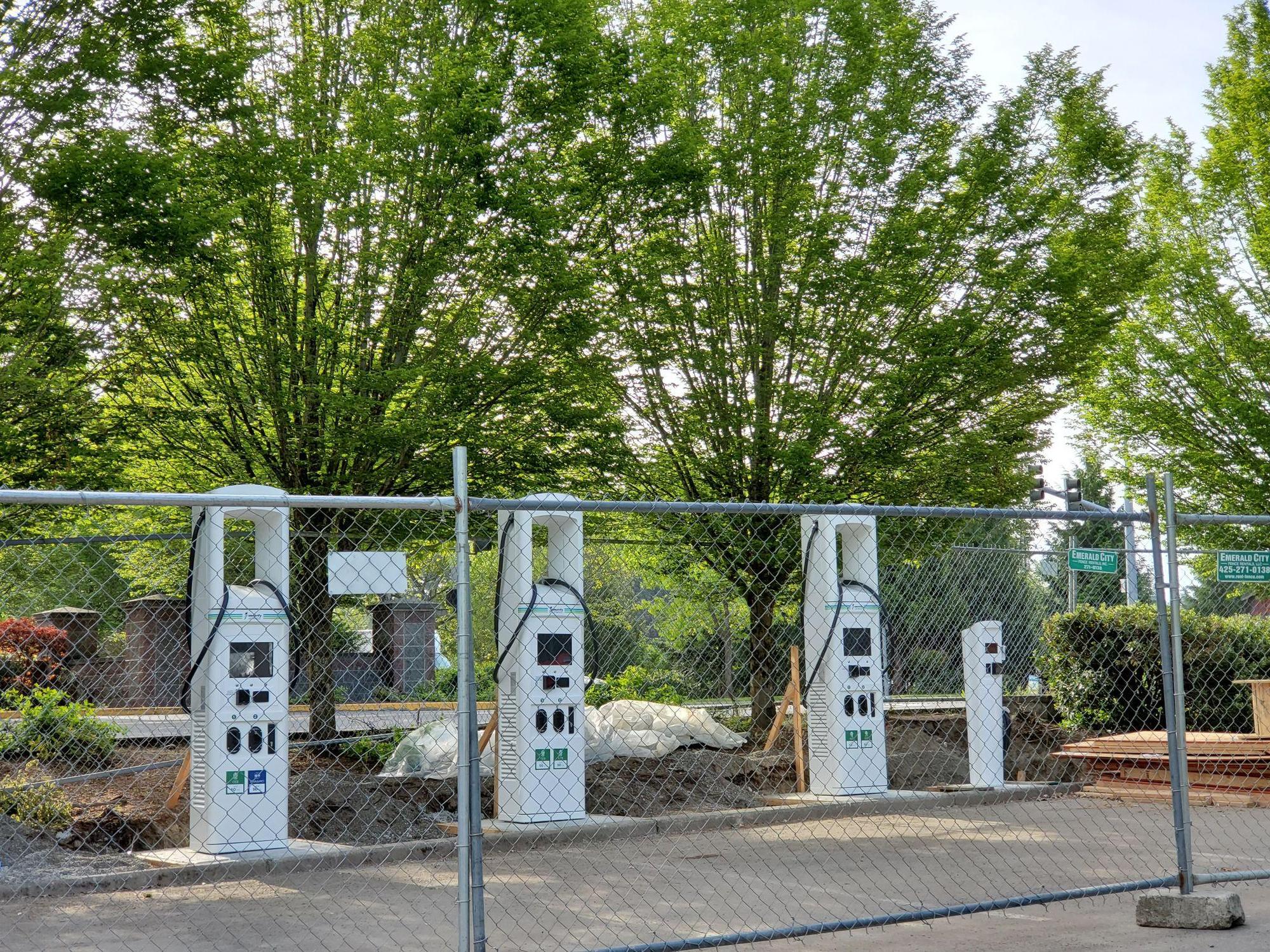 Target | Redmond, WA | EV Station