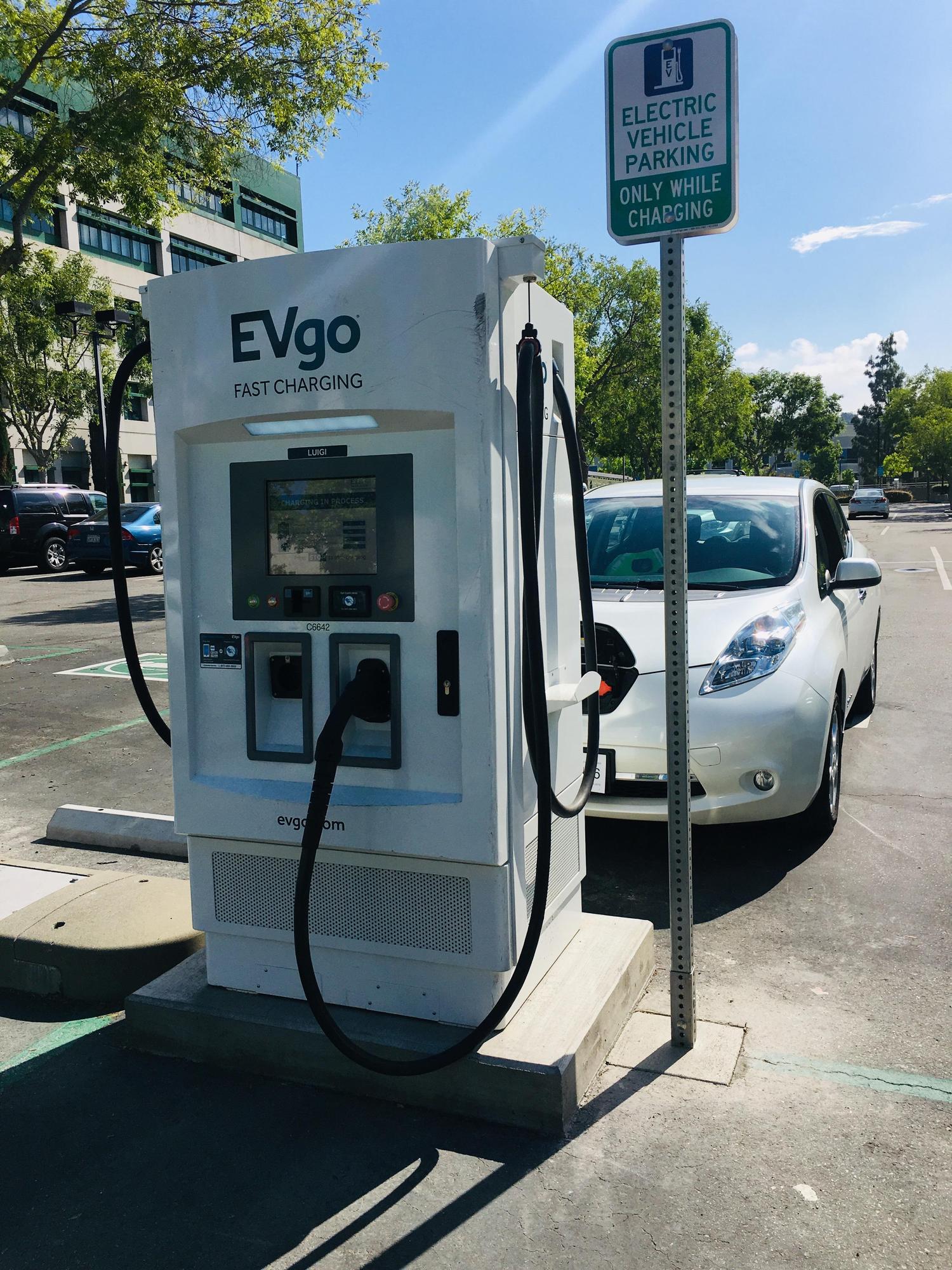 SCAQMD Offices (1) | Diamond Bar, CA | EV Station