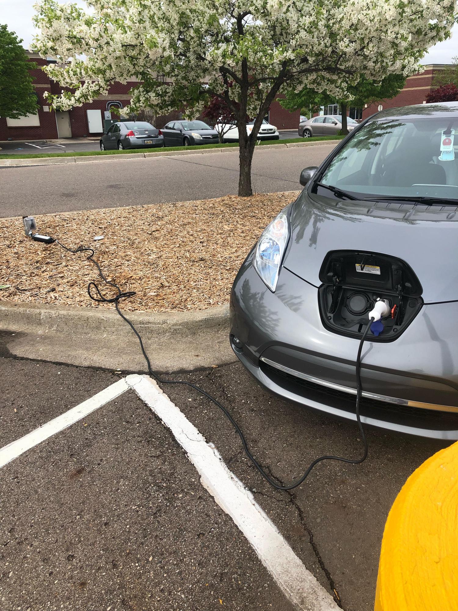 Menards | Kalamazoo, MI | EV Station