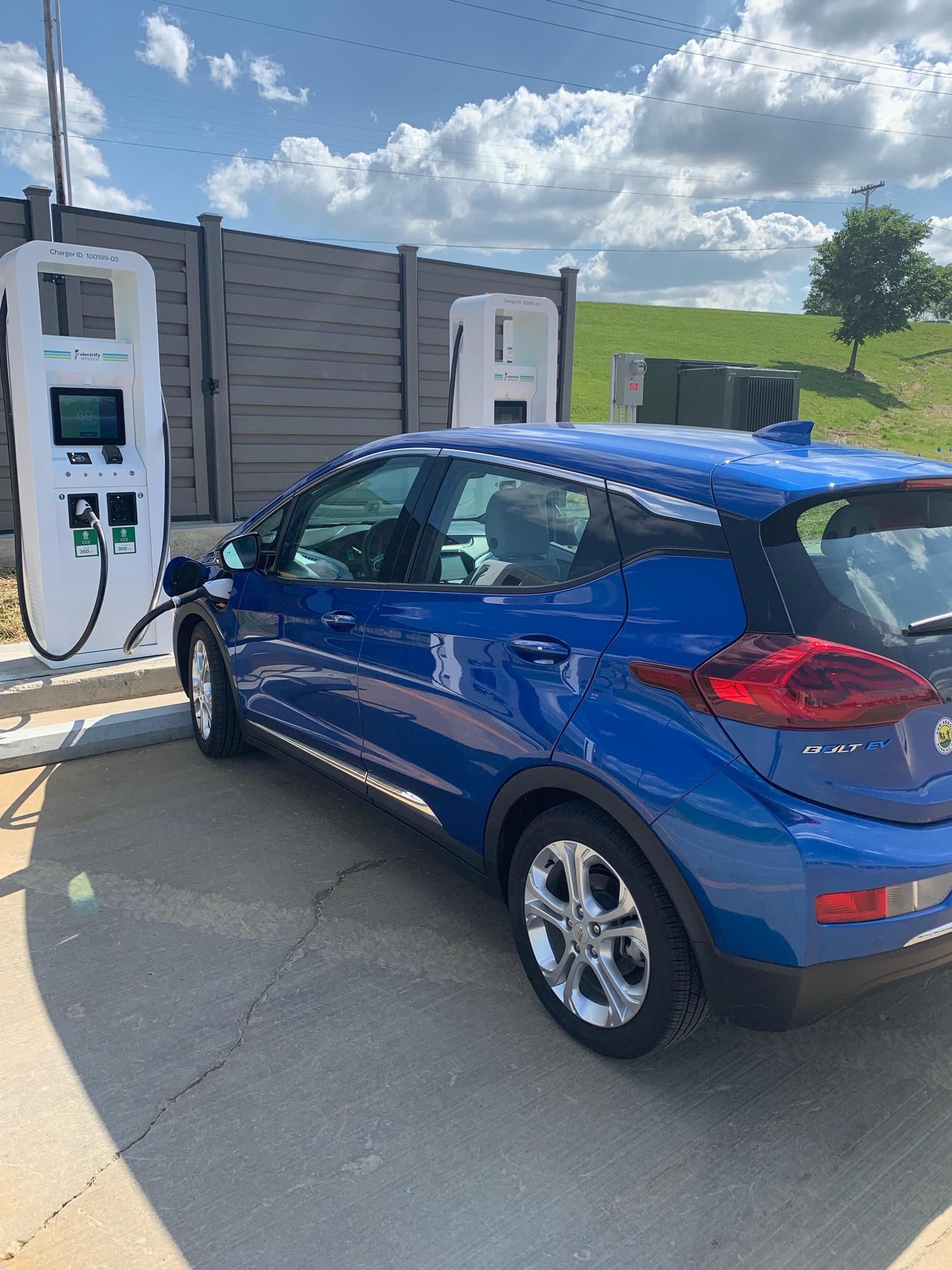 Walmart Supercenter | Boonville, MO | EV Station