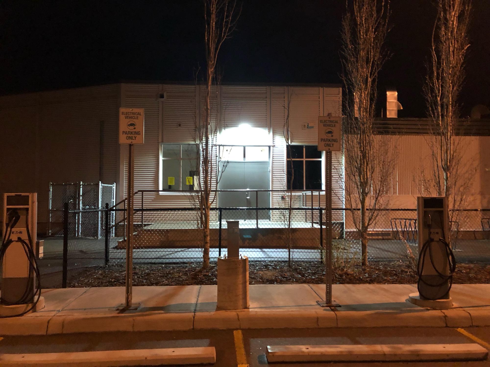 Uplands Elementary School | Brooks, AB | EV Station