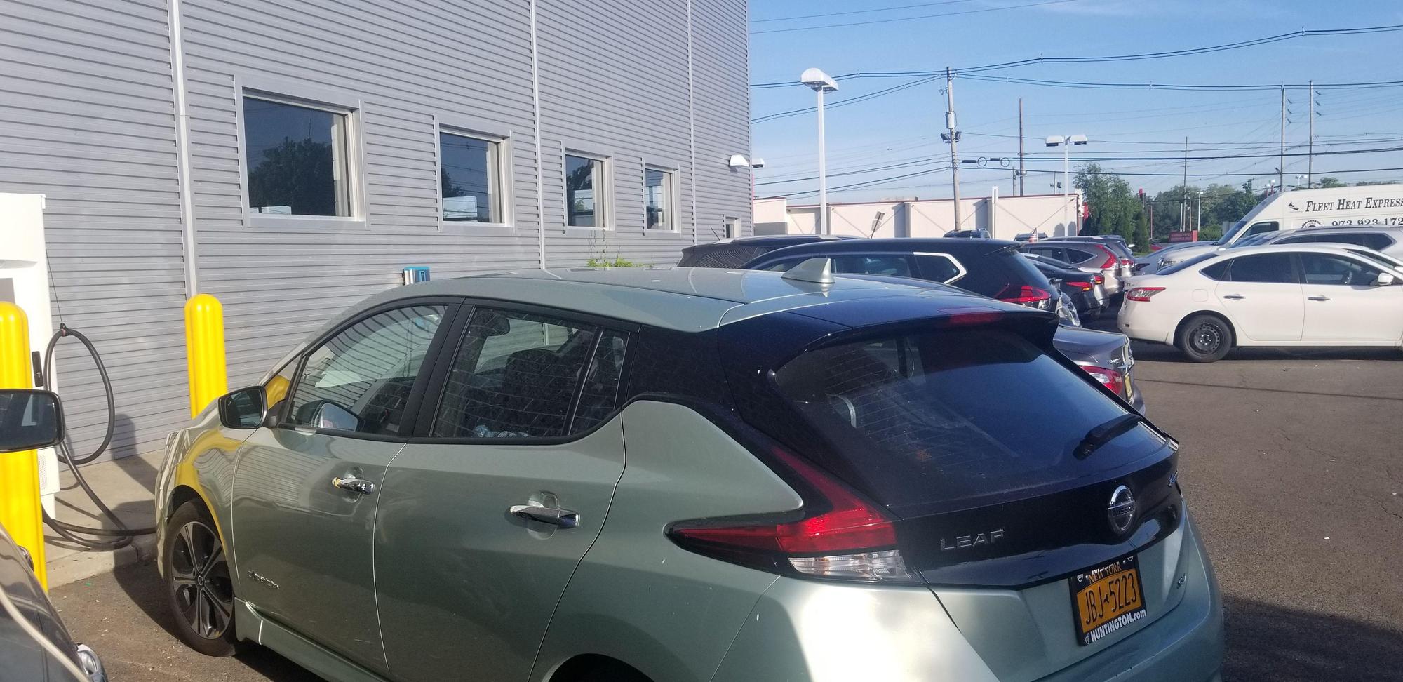 Nissan World of Springfield | Springfield, NJ | EV Station