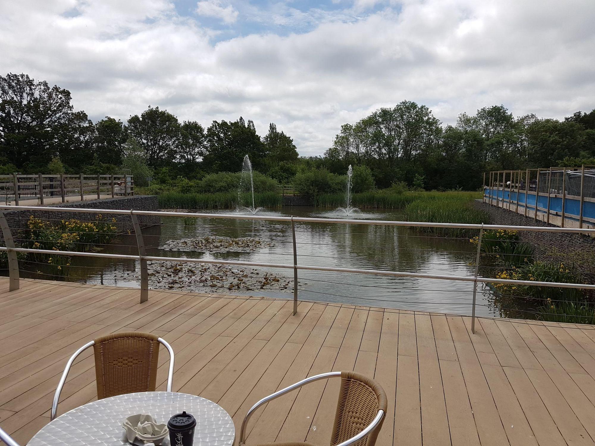 Cobham Services M25 (1) | Downside, England | EV Station