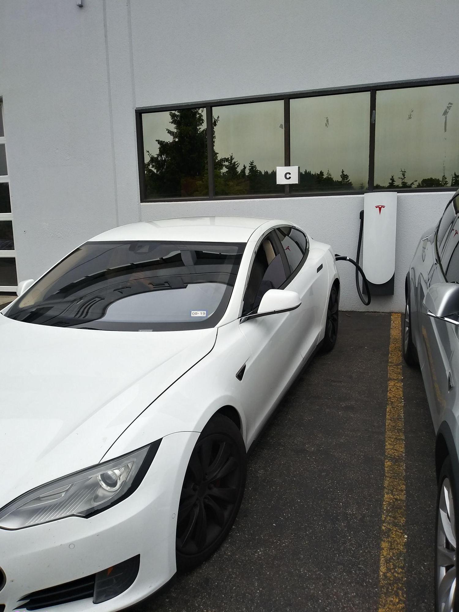 Tesla Service Center | Bellevue, WA | EV Station