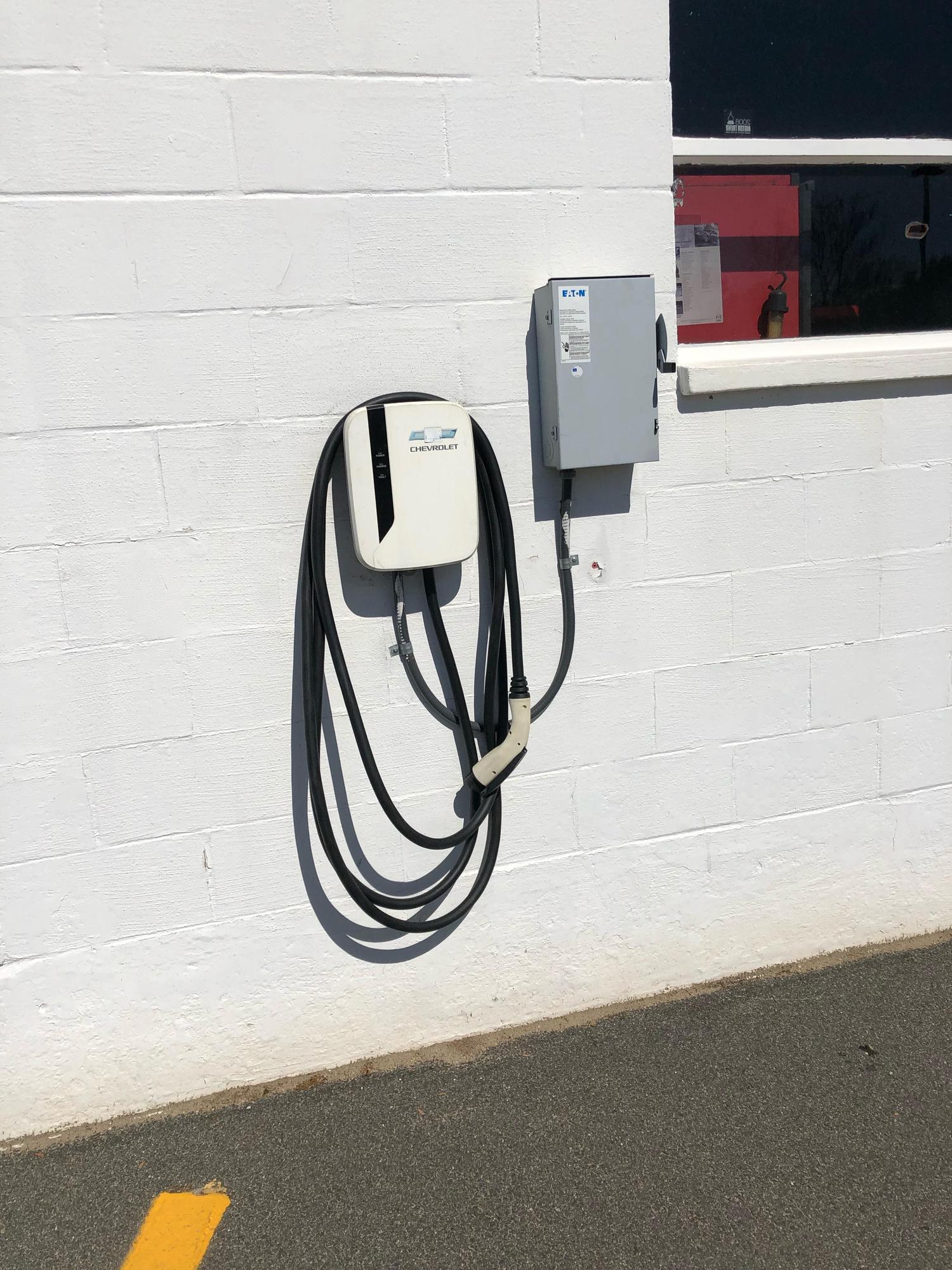 Partyka Chevrolet/Mazda/Isuzu | Hamden, CT | EV Station