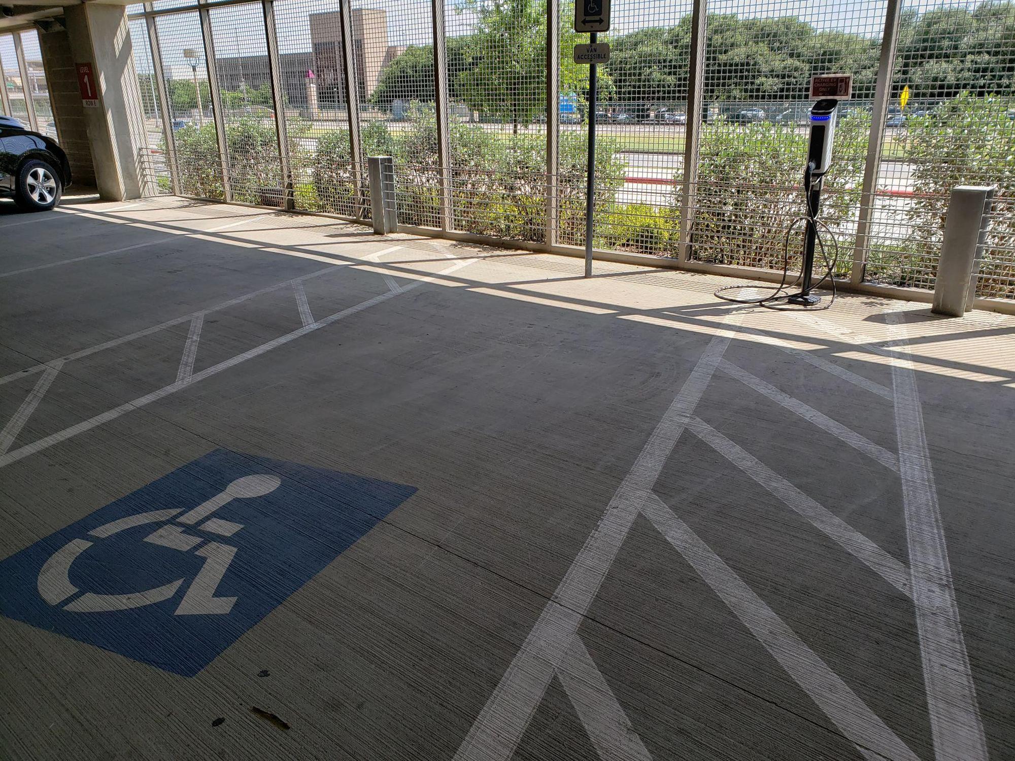 Texas A&M - Gene Stallings Blvd Garage | College Station, TX | EV Station