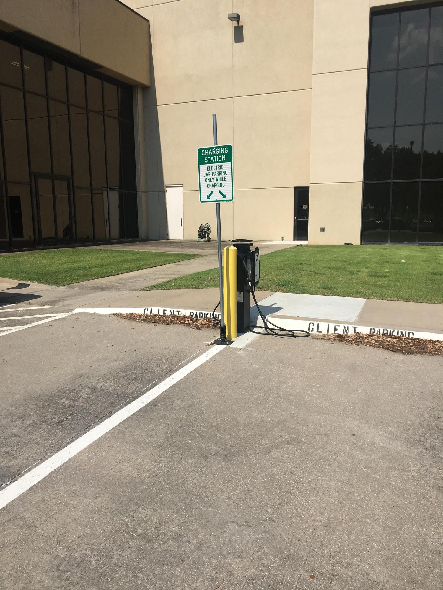 Bombardier / CAE Simuflite | Dallas, TX | EV Station