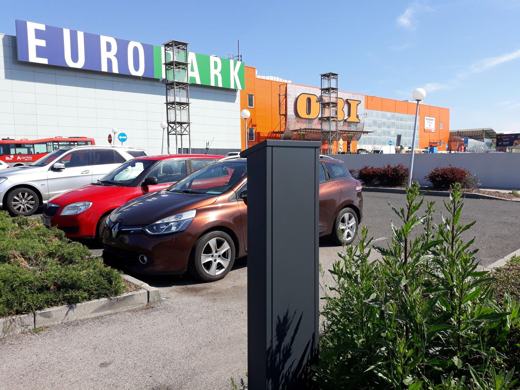 Europark | Nákupní 389/3, 102 00 Praha-Štěrboholy, Czechia | EV Station