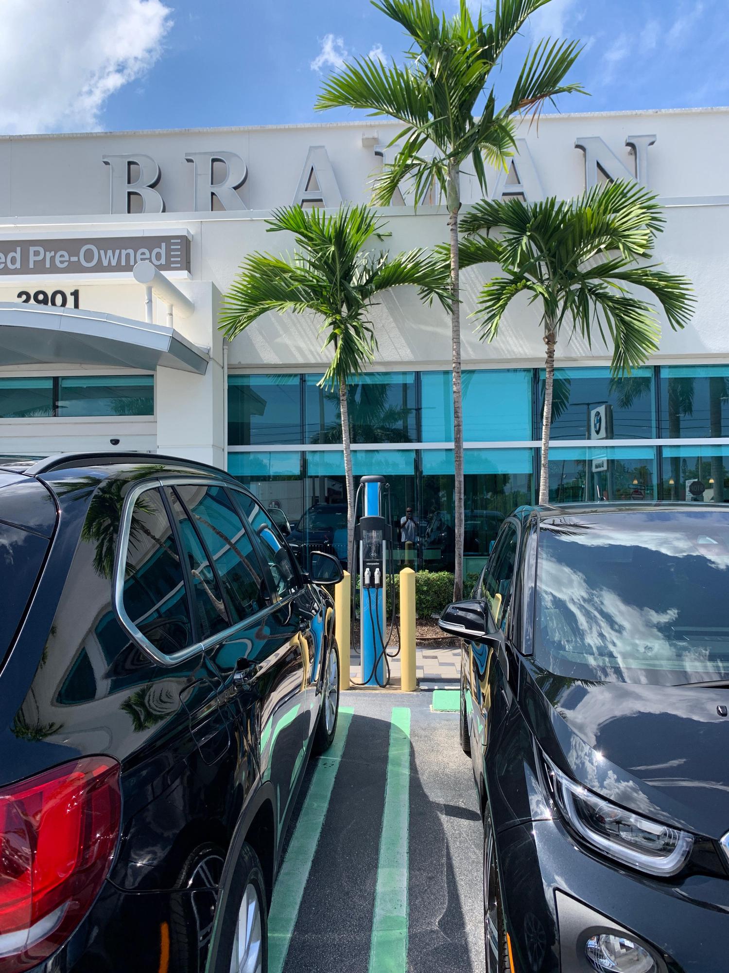 Braman Motorcars | West Palm Beach, FL | EV Station