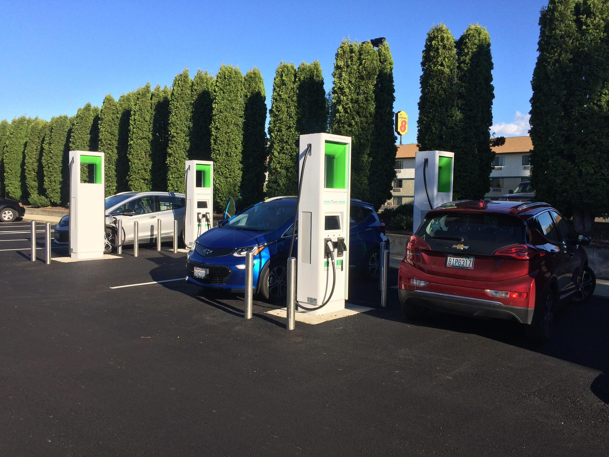 Taco Bell | Ellensburg, WA | EV Station