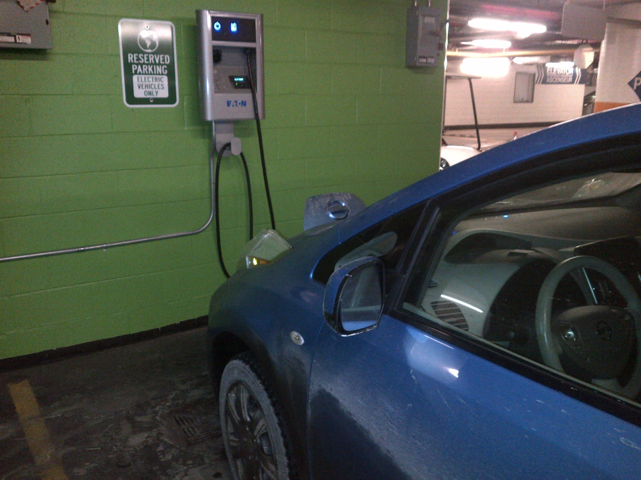 Minto Place | Ottawa, ON | EV Station