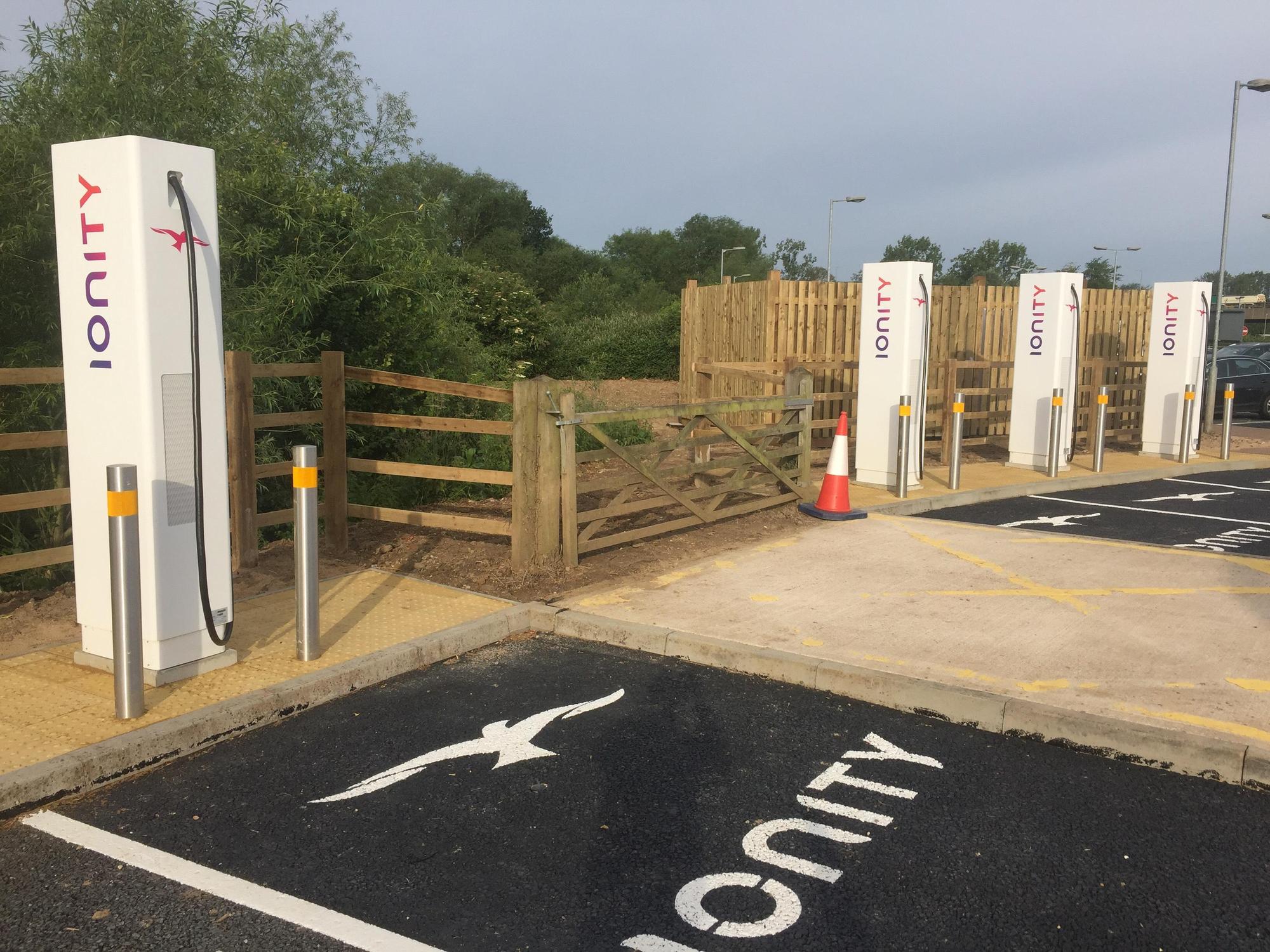 Milton Keynes Coachway (2) | Milton Keynes Coachway, Newport Pagnell ...