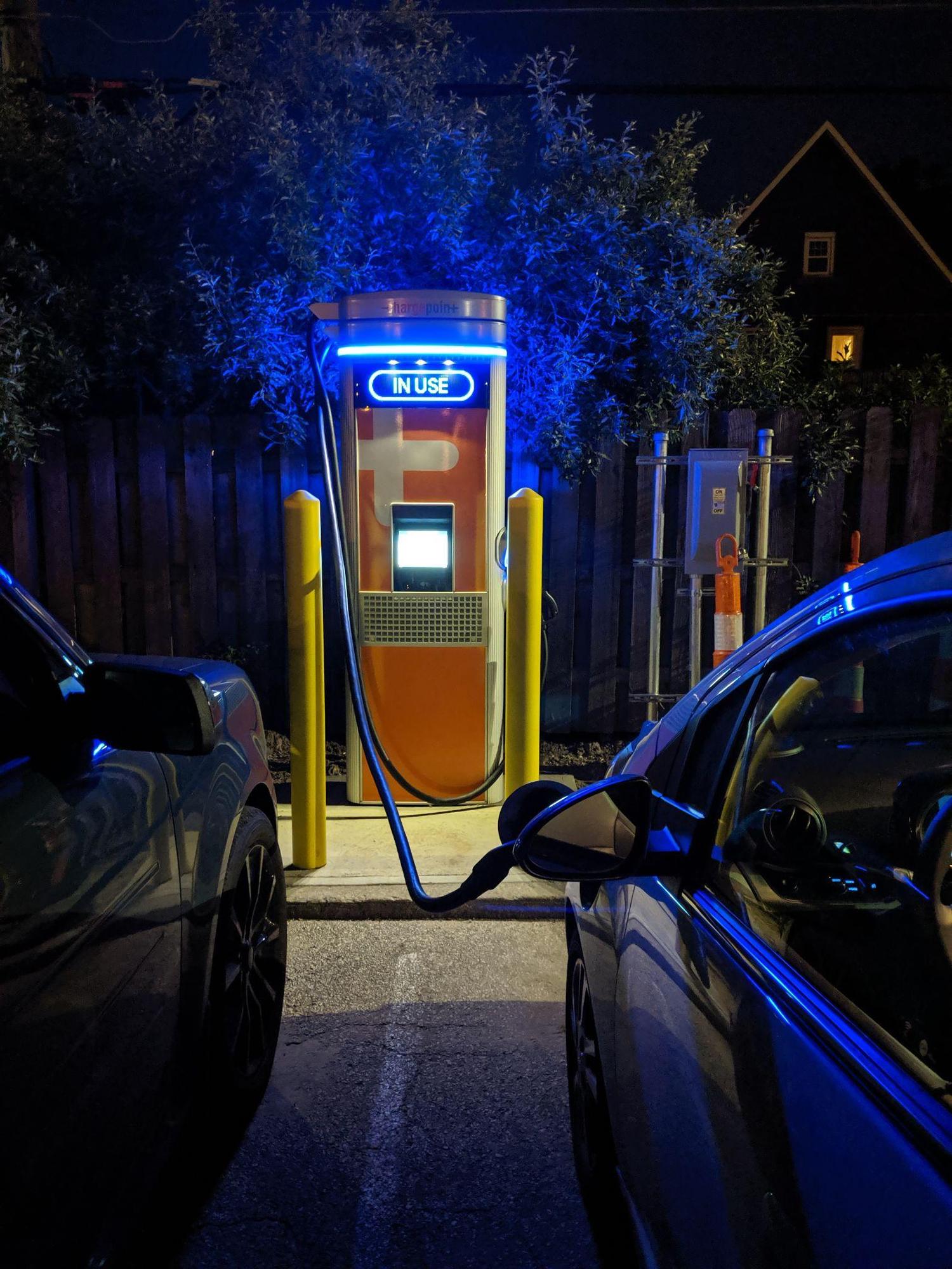 Serpentini Arena Winterhurst | Lakewood, OH | EV Station