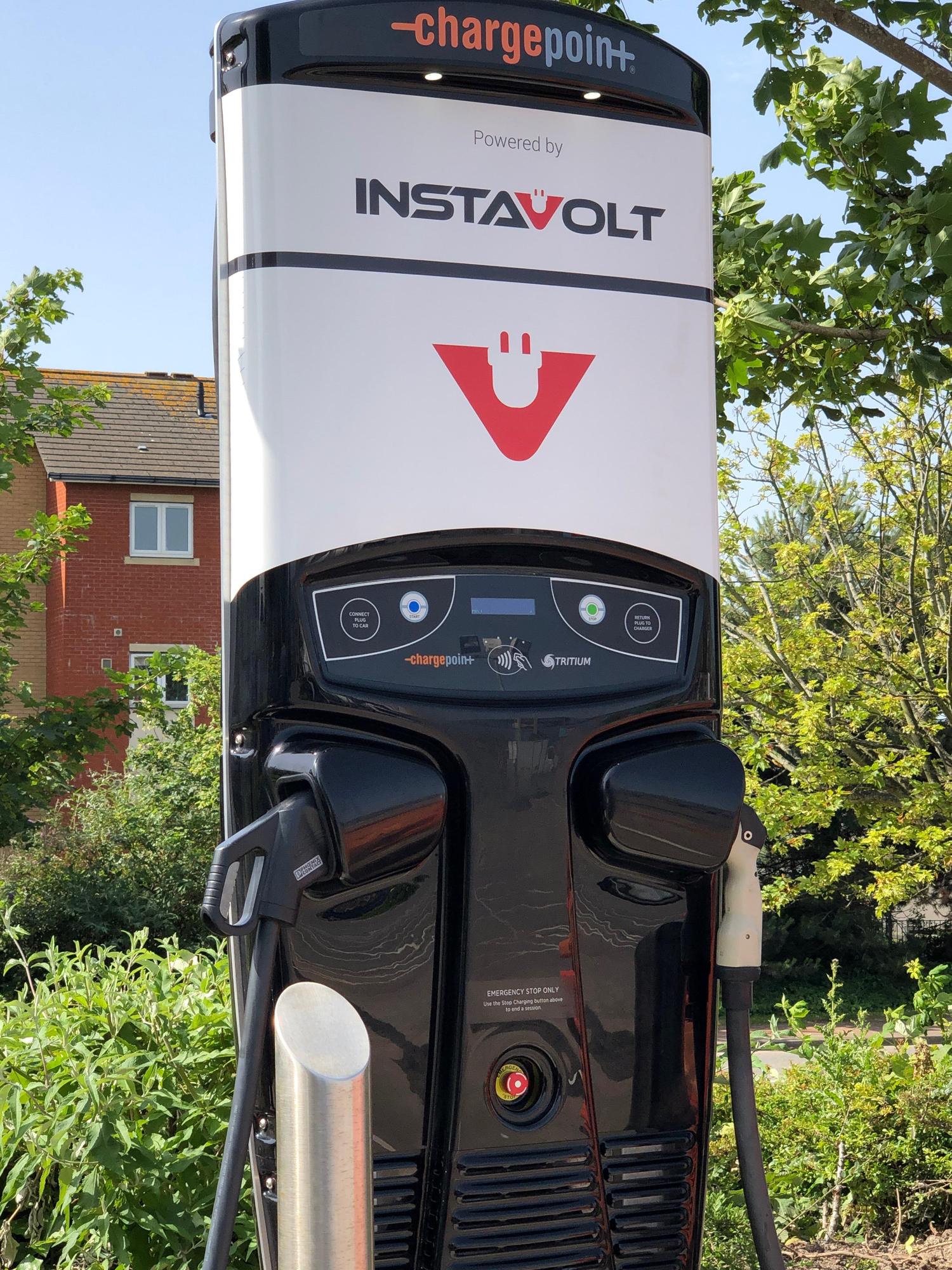 Waterfront Retail Park Car Park Barry | Waterfront Retail Park, Heol ...