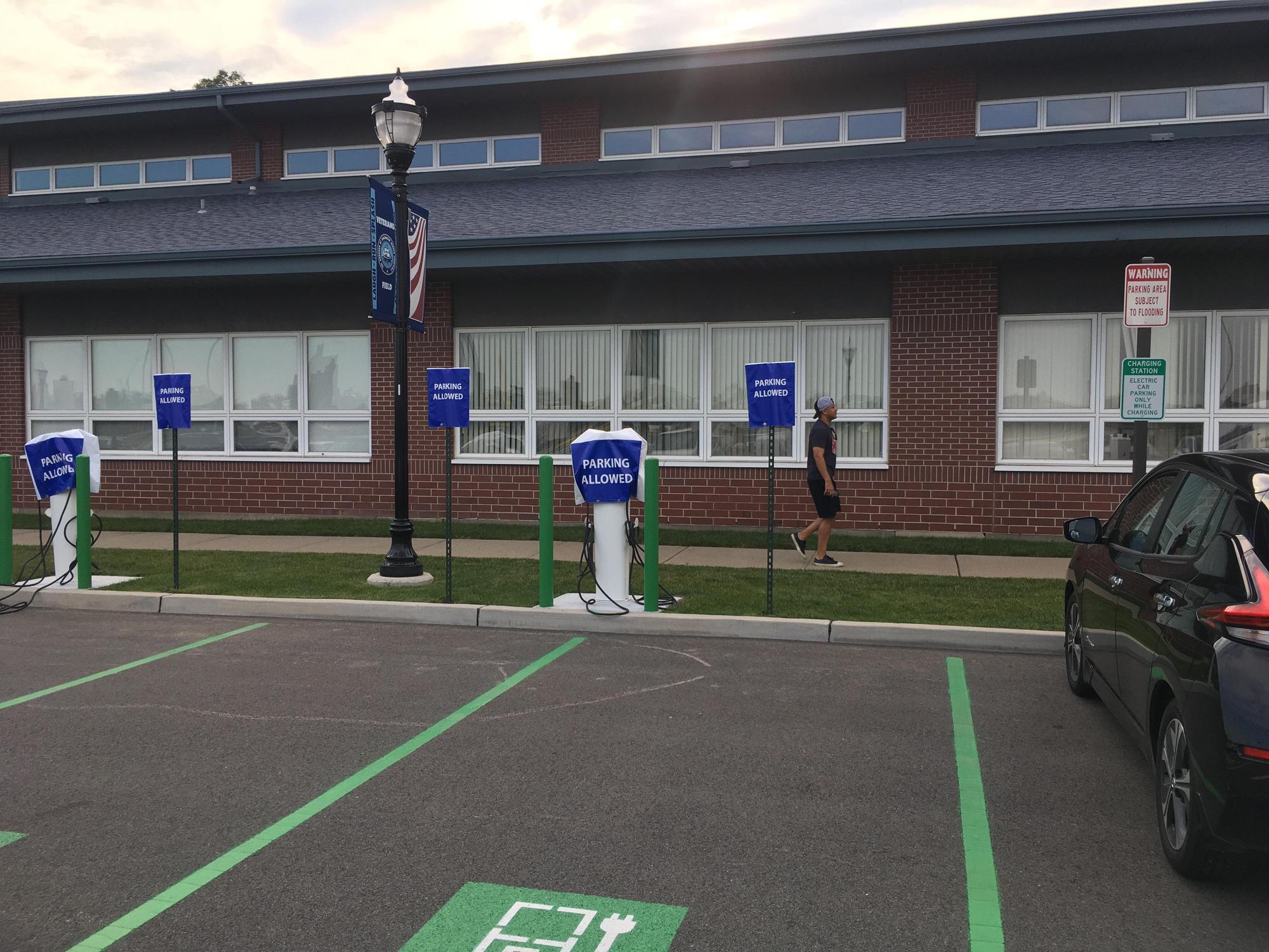 Edgewater Community Center (Veteran's Field Park) | Edgewater, NJ | EV ...