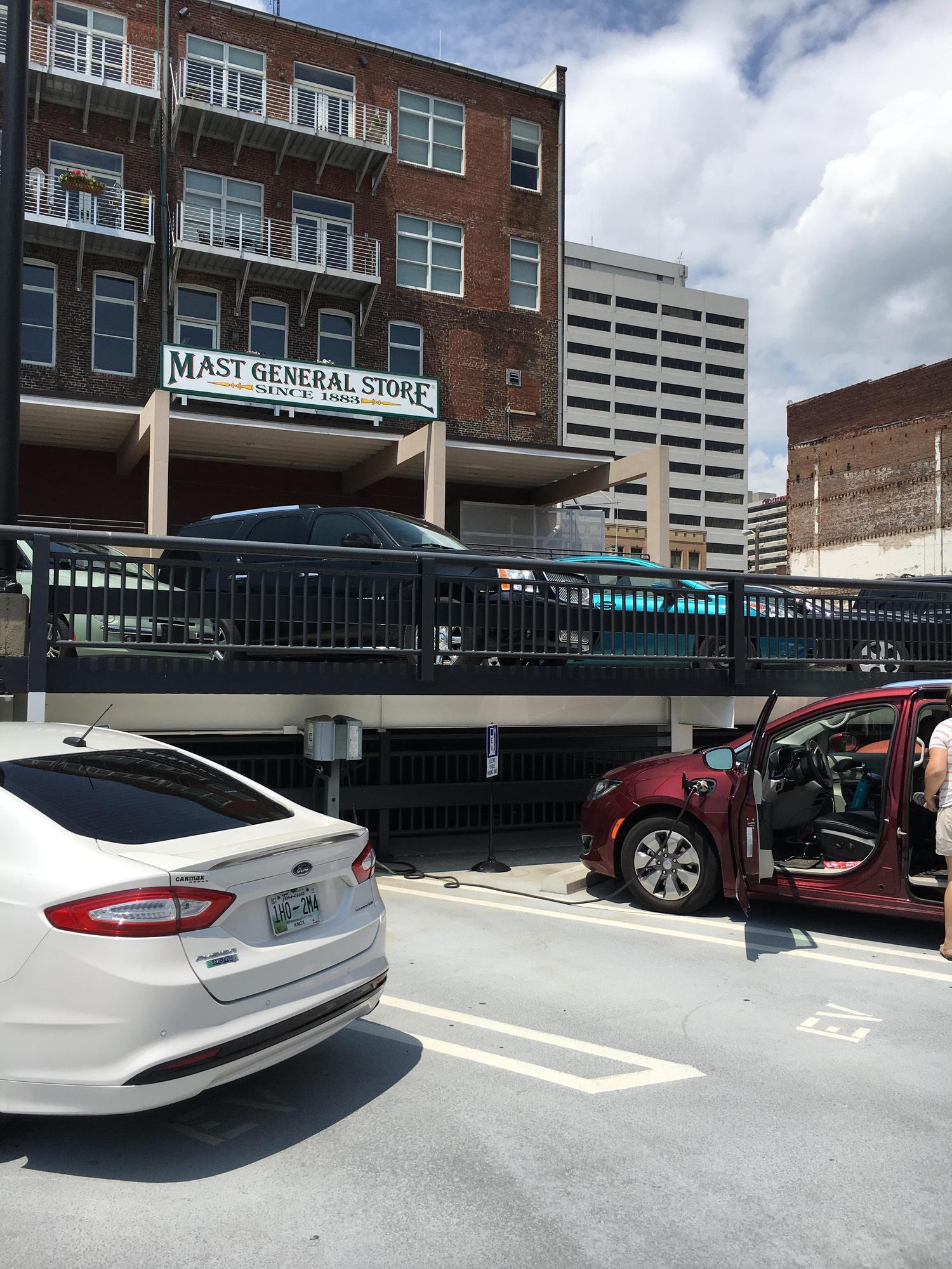 Promenade Garage | Knoxville, TN | EV Station