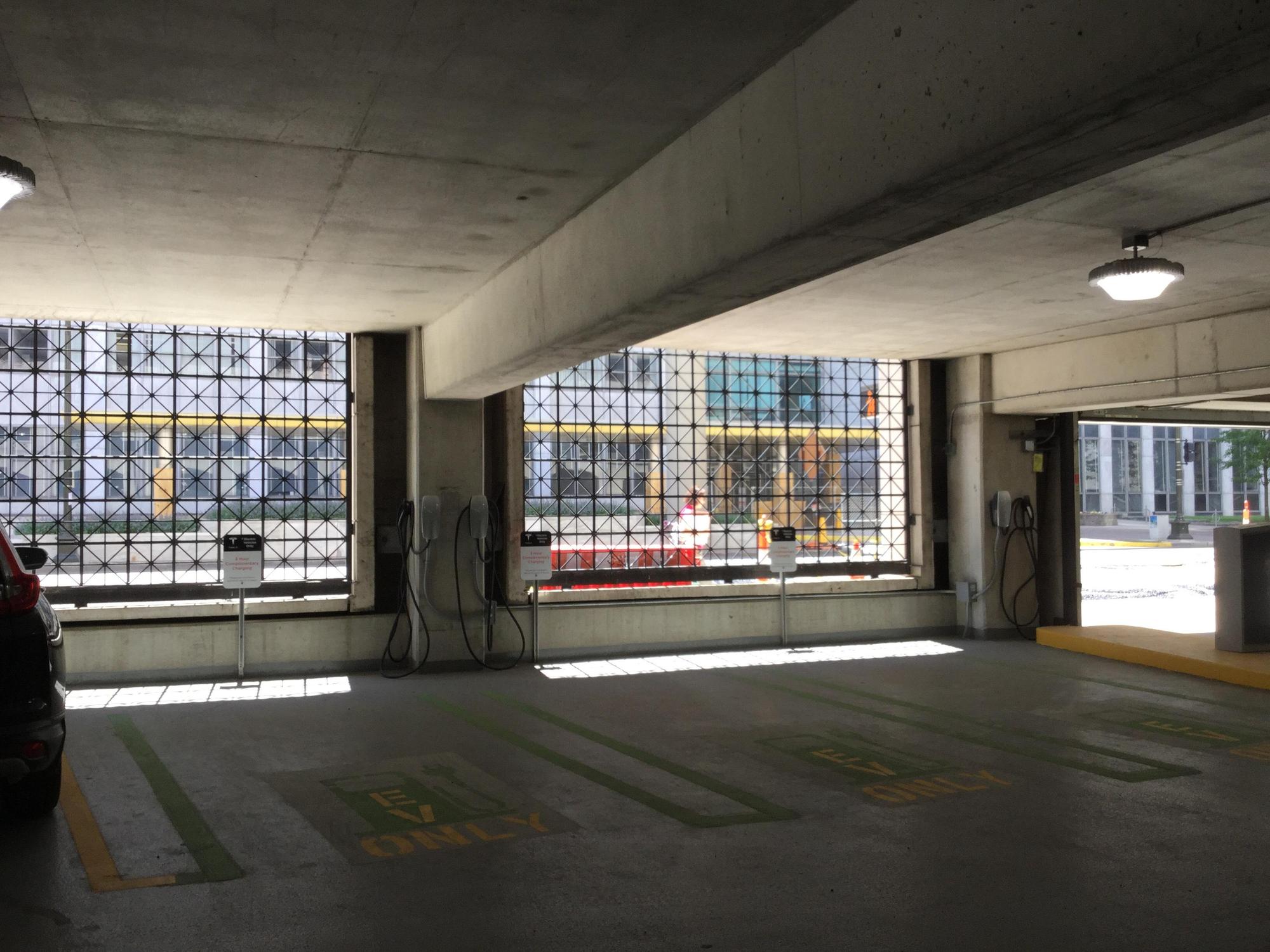 One Detroit Center Garage (1) | Detroit, MI | EV Station