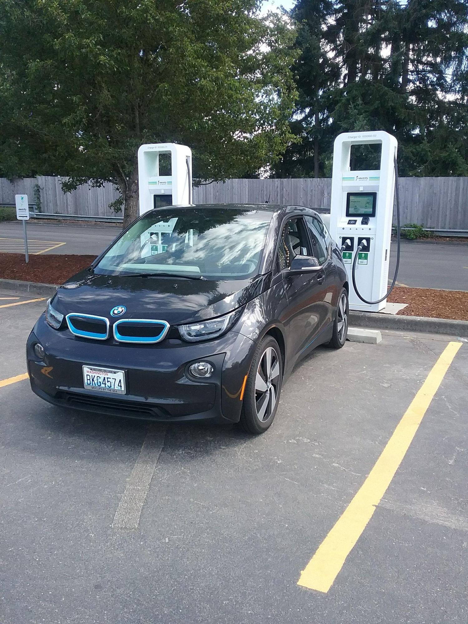 Walmart Supercenter Lacey | Lacey, WA | EV Station