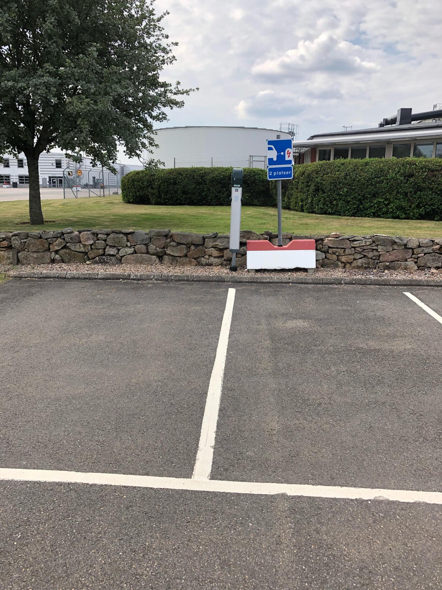 AC Floby AB | Aspenäsgatan 2, 521 51 Floby, Sverige | EV Station