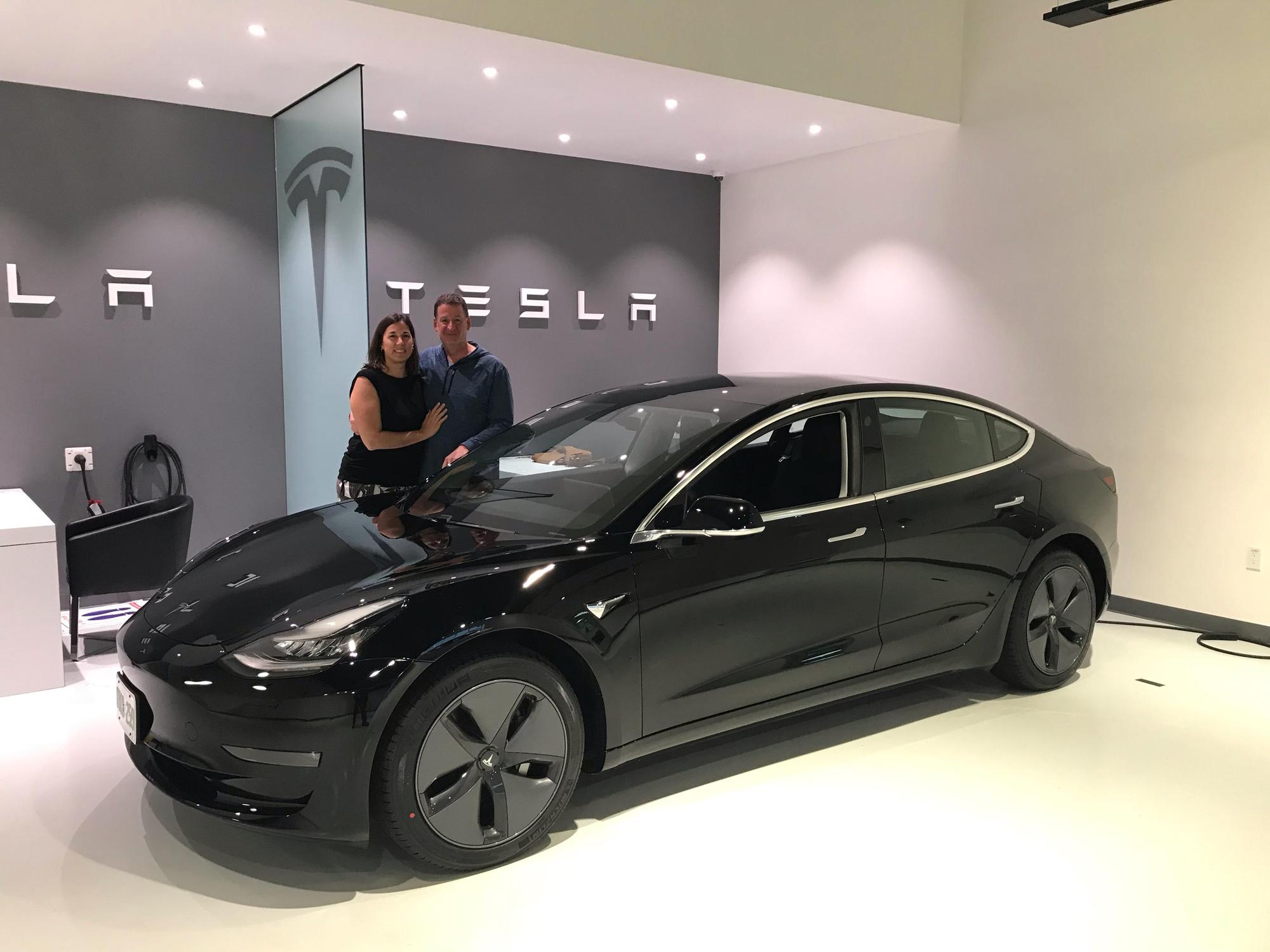 2275 Upper Middle Rd E | Oakville, ON | EV Station