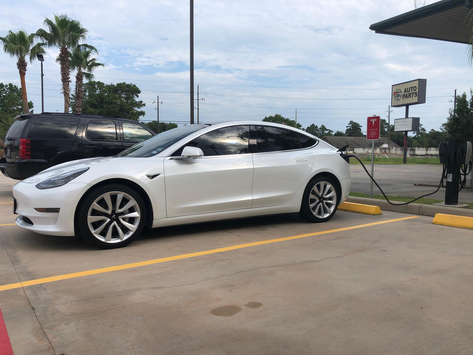 Best Western | Humble, TX | EV Station