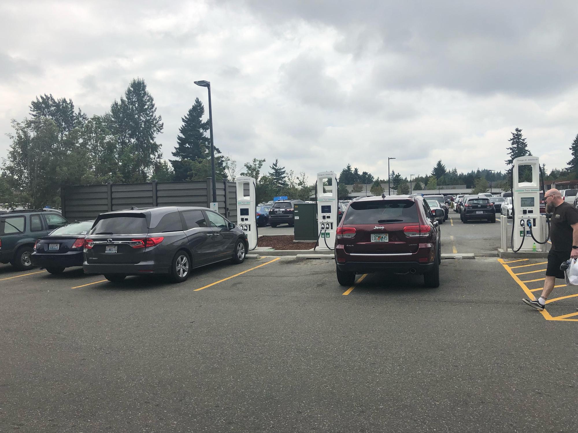 Walmart Supercenter | Covington, WA | EV Station