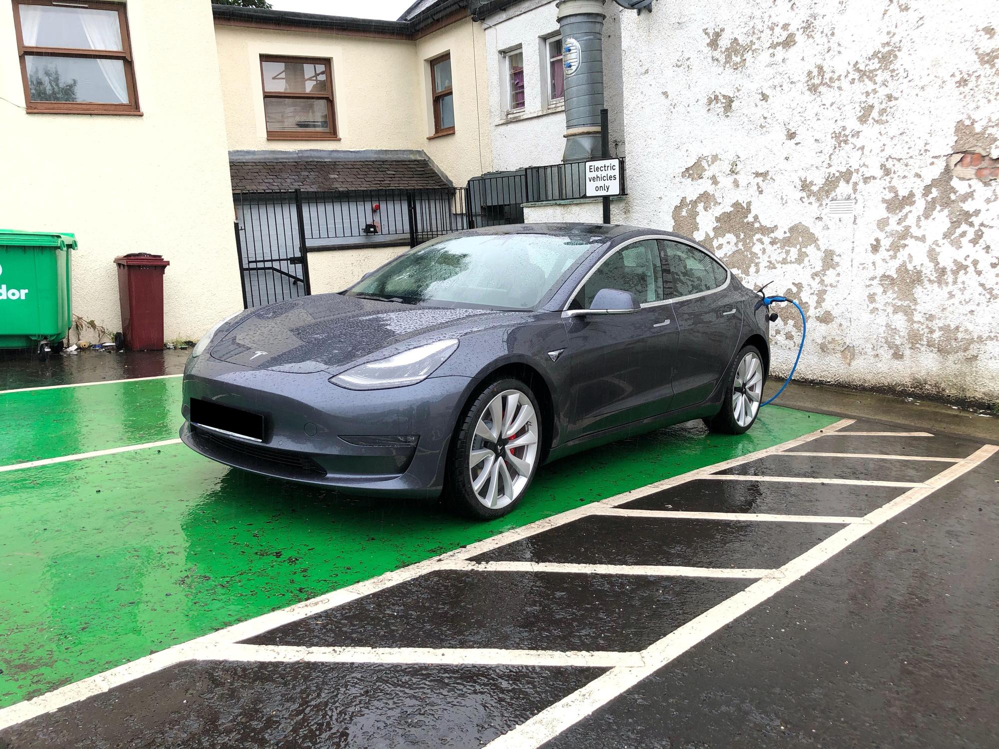 Common Green Public Car Park | 15 Common Green, Strathaven, Scotland ...