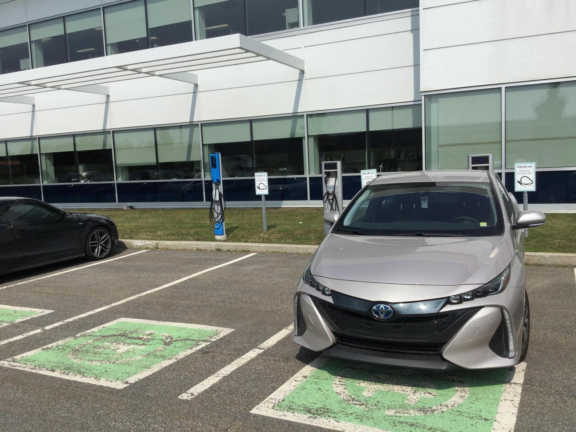 Westburne Electricité | Montréal, QC | EV Station