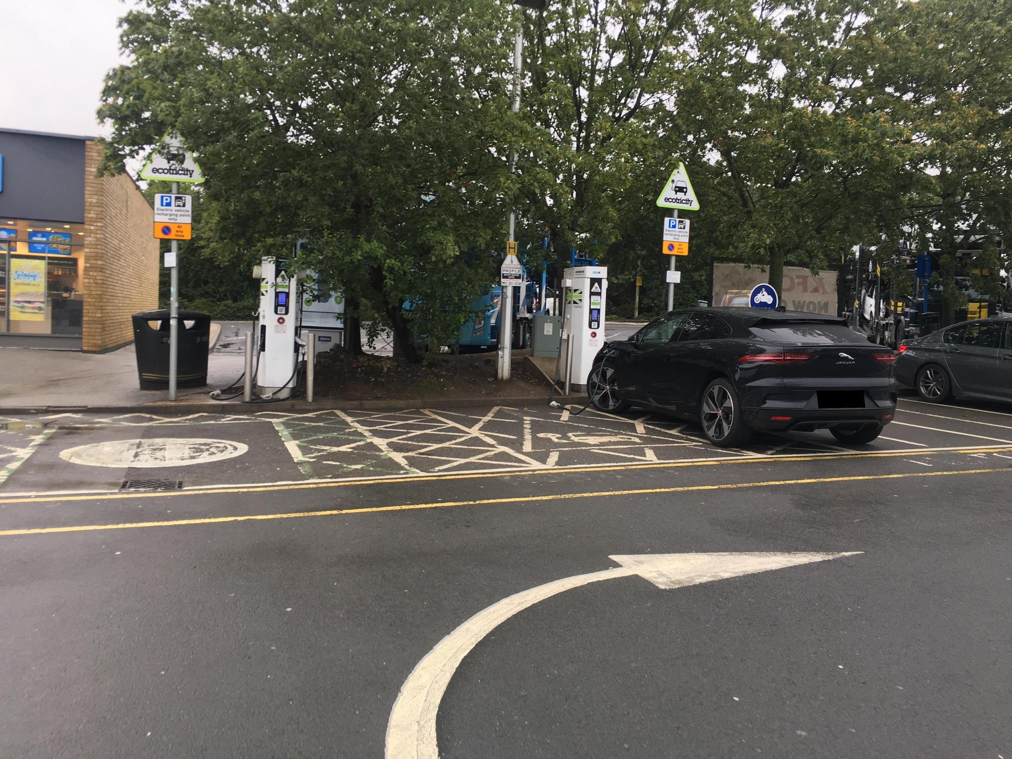 Cherwell Valley Services M40 | Moto Services, M40 Motorway Jct 10 ...