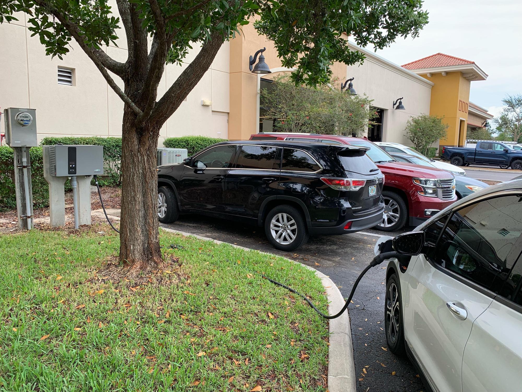 Estero Bay Chevrolet - Service | Estero, FL | EV Station